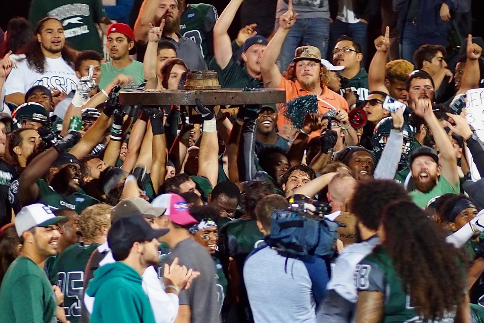 Cambry Gilbert - 2017 - Football - Eastern New Mexico University Athletics