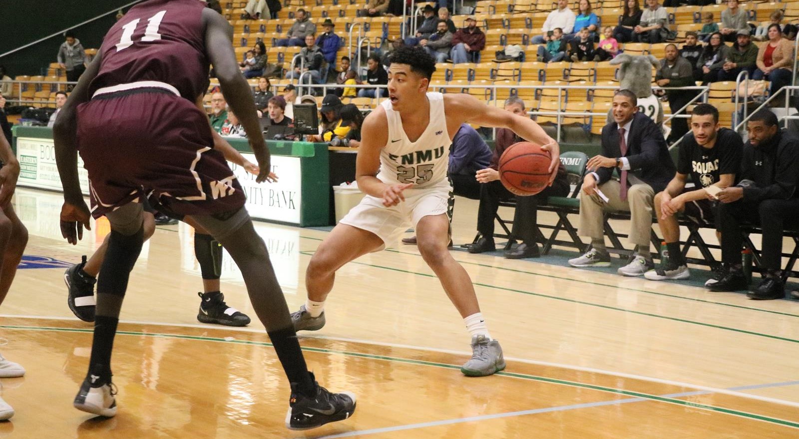 Hounds Stumble in Second Half, Fall 88-84 to Aggies on the Road ...