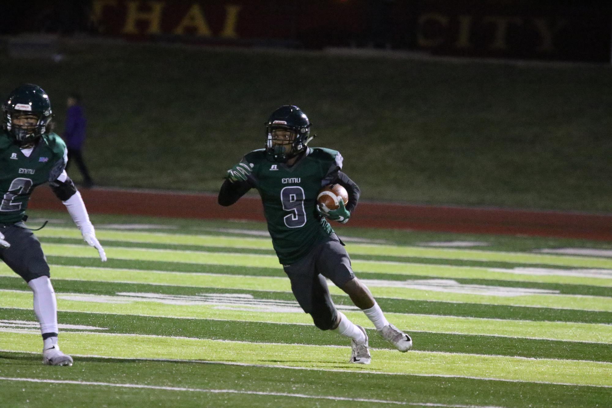 An Explosive First Half Carries ENMU Football to 35-27 Victory in ...