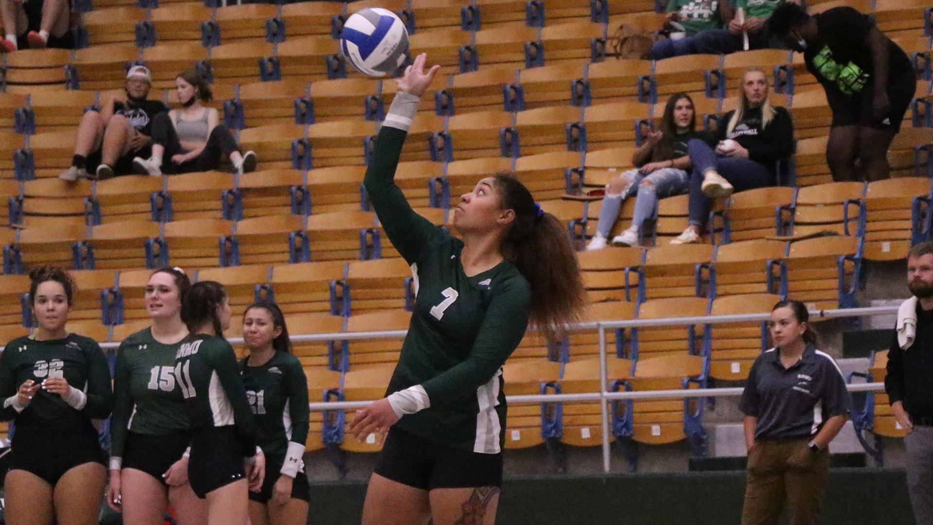 Adriana Puni - 2022 - Women's Volleyball - Eastern New Mexico ...