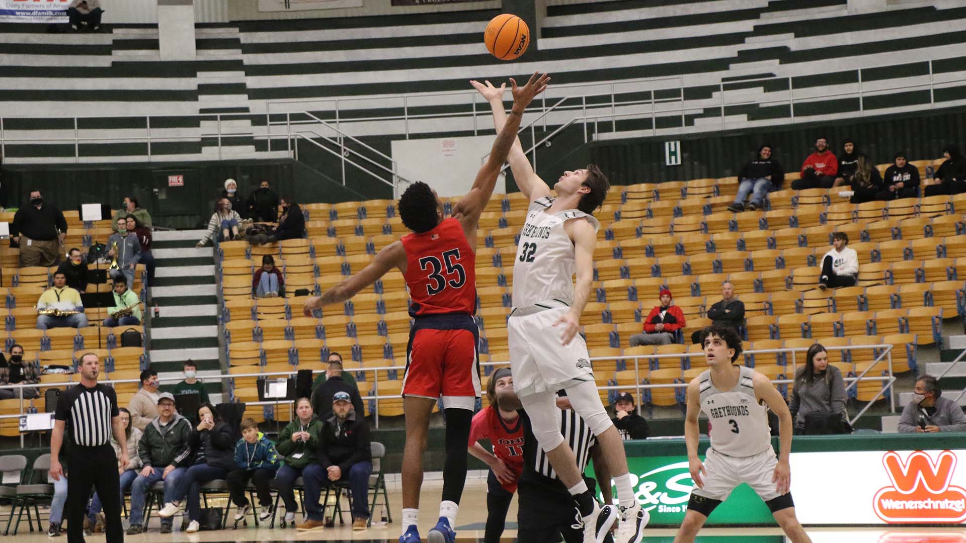 Jared Perry - 2021-22 - Men's Basketball - Eastern New Mexico ...