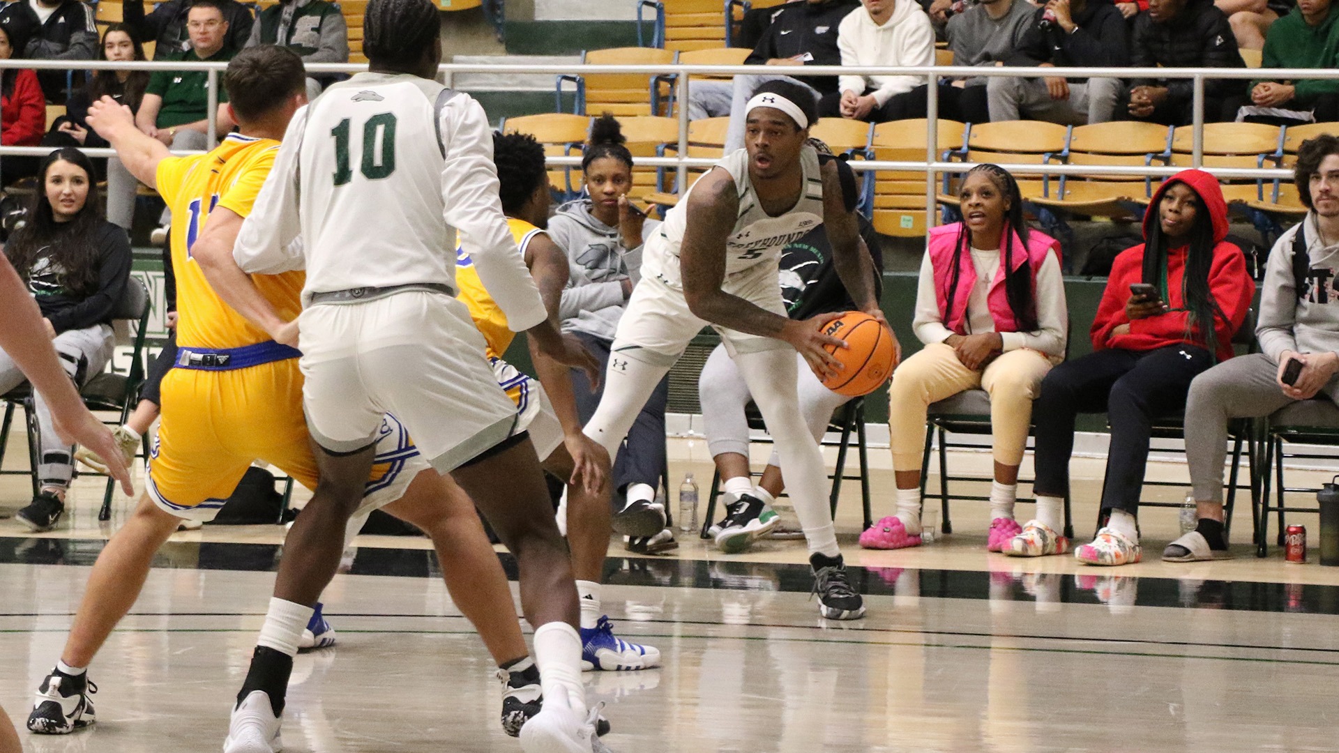 Men's basketball erases 19-point deficit at No. 21 ASU, falls short ...