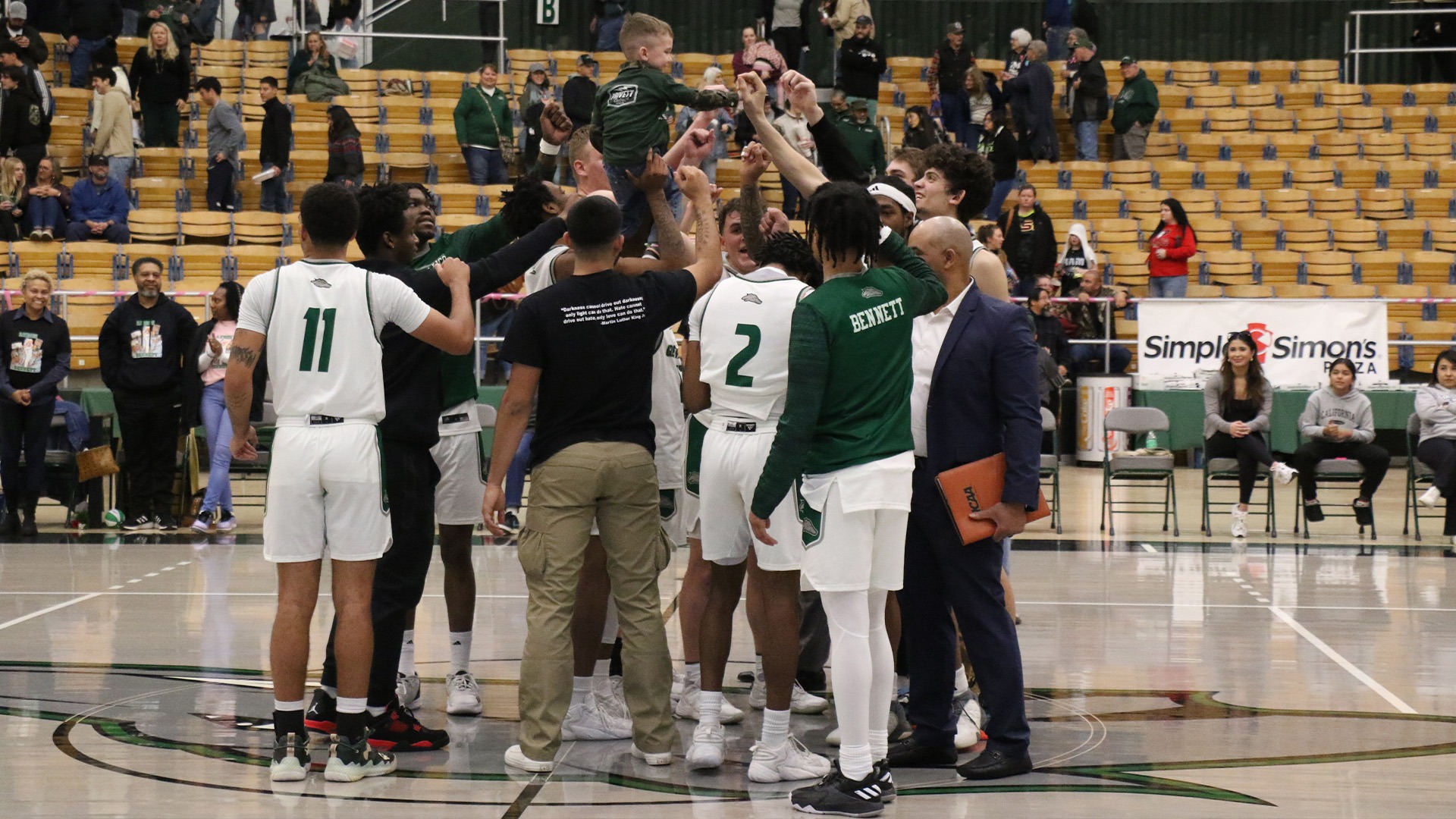 Greyhound men's basketball scores second most points in program history ...