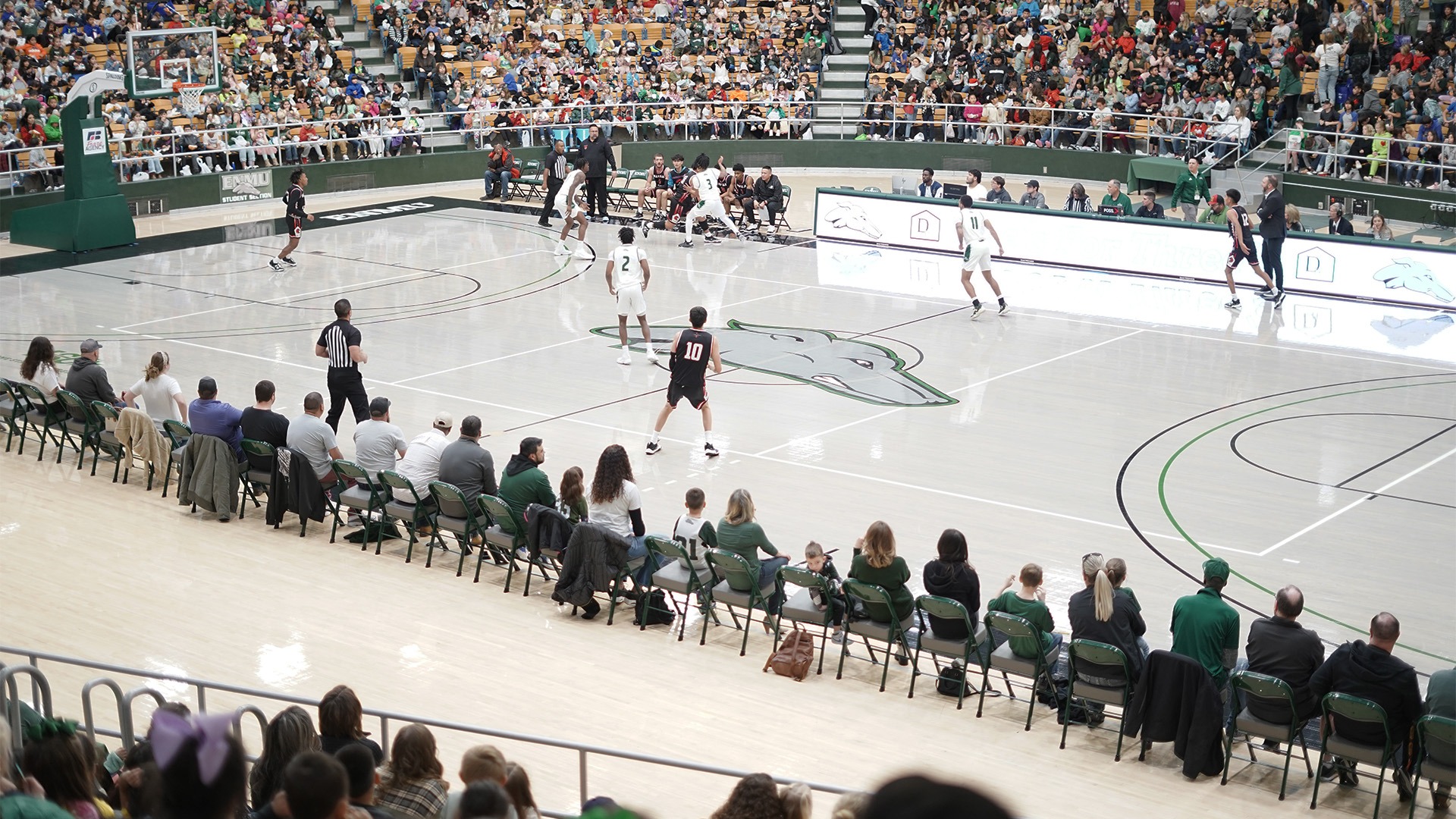 Grehlon Easter Signs With ENMU Men's Basketball - Eastern New Mexico ...