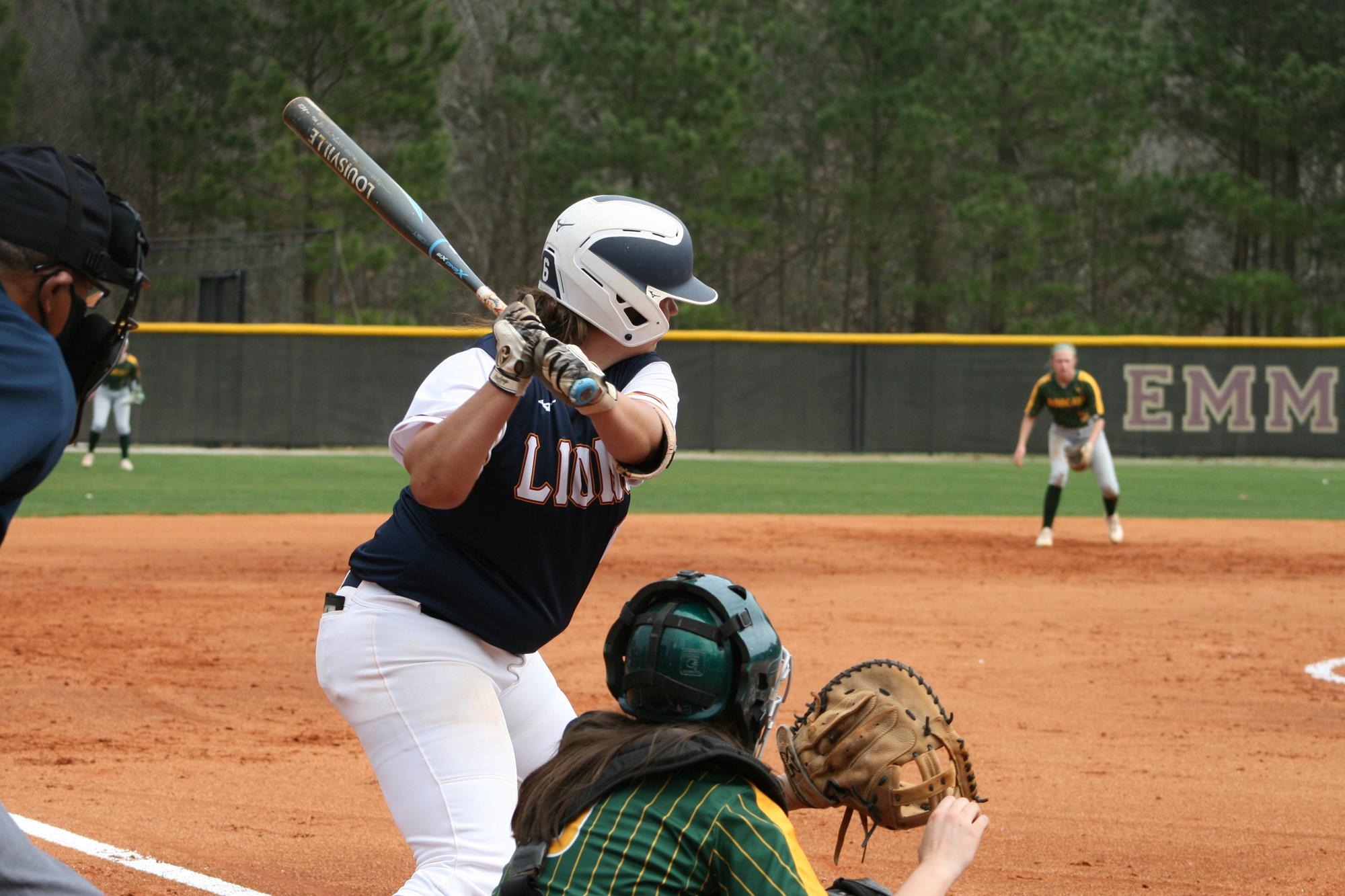 Softball Wins Against the Valkyries! - Emmanuel University (Ga.)