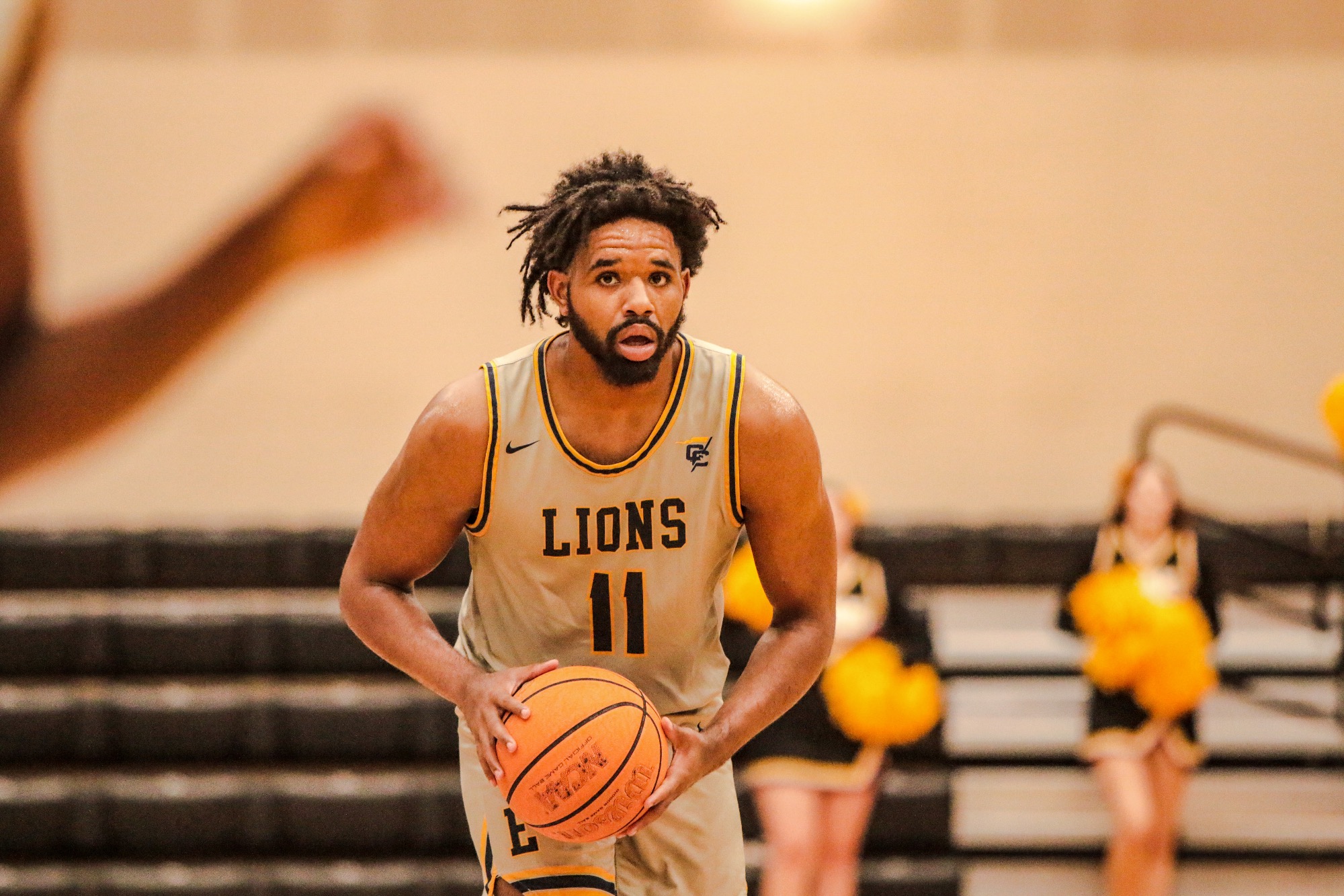 Men's Basketball Splits Home Tournament 1-1 after loss to Young Harris ...