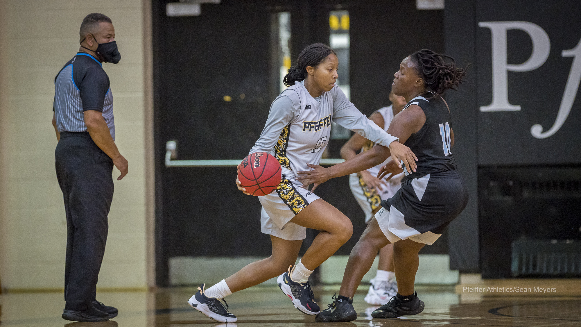 Brina Bentley Tops 1,000 Career Points at Mary Baldwin - Pfeiffer ...