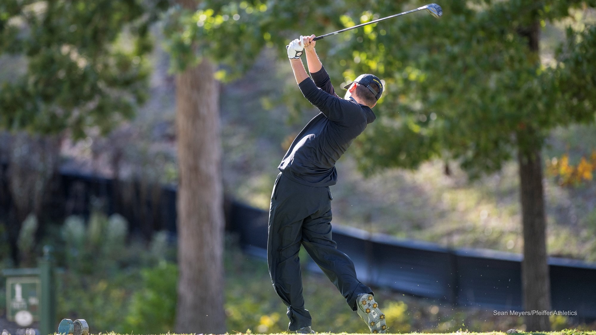 Foster Leads Men's Golf at Camp Lejeune Championship - Pfeiffer University