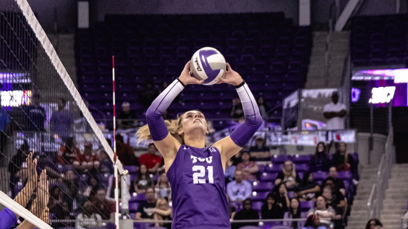 Lily Nicholson - Women's Volleyball - TCU Athletics