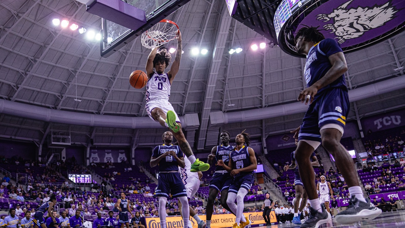 Peavy Leads Frogs to Season-Opening Win - TCU Athletics