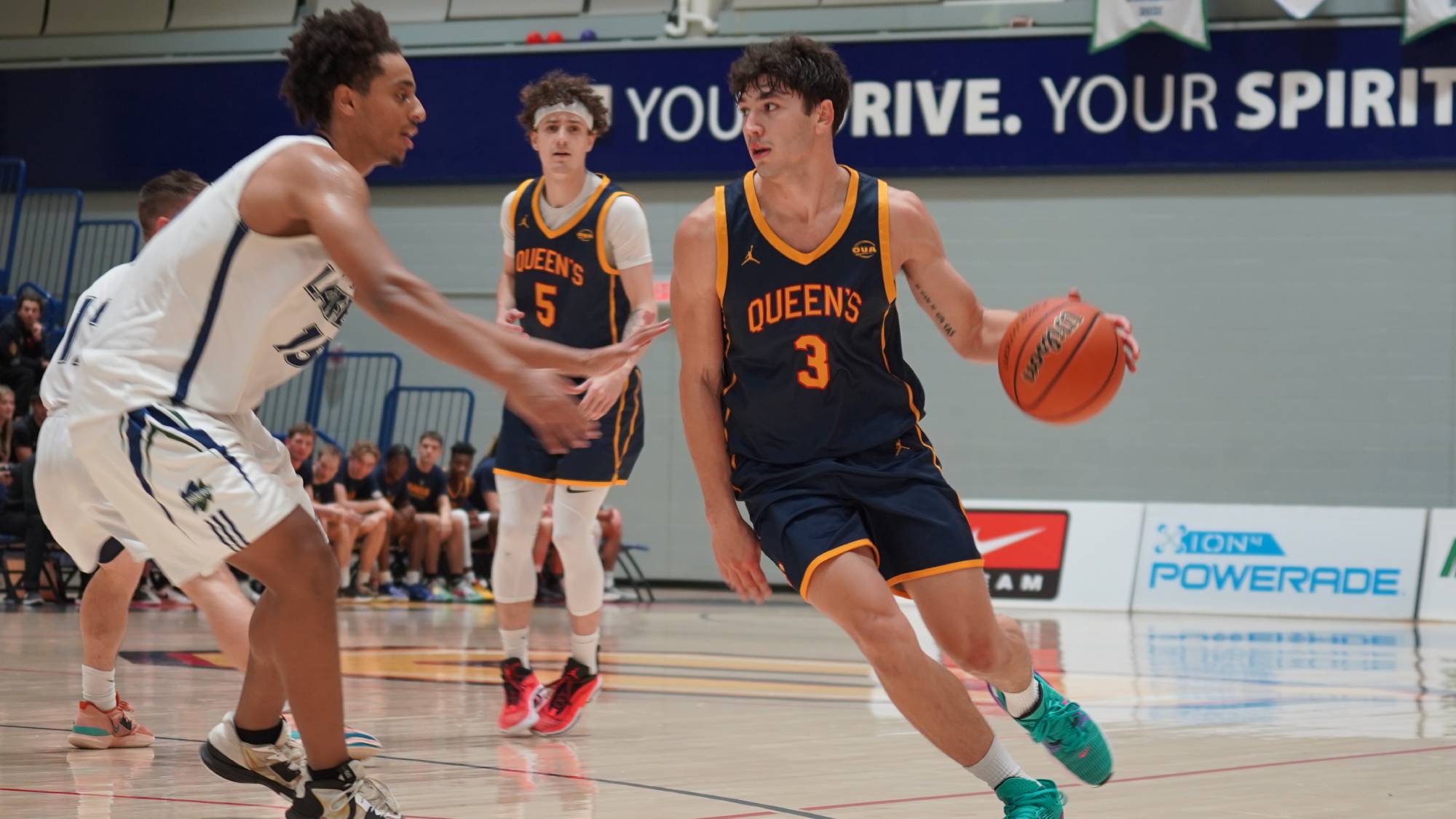 Queen's Men's Basketball remain undefeated with win over Nipissing ...