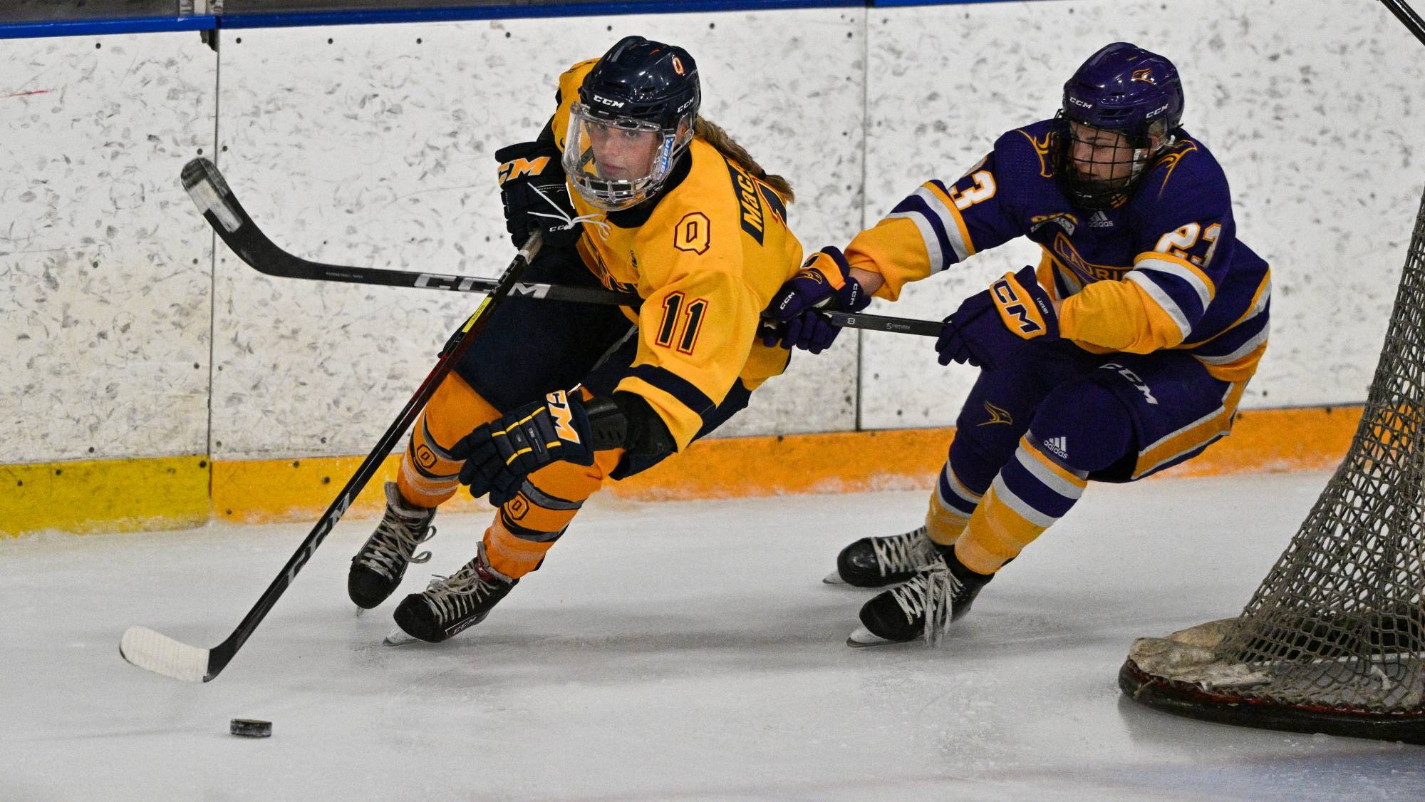 Gaels edged by Golden Hawks - Queen's University Athletics