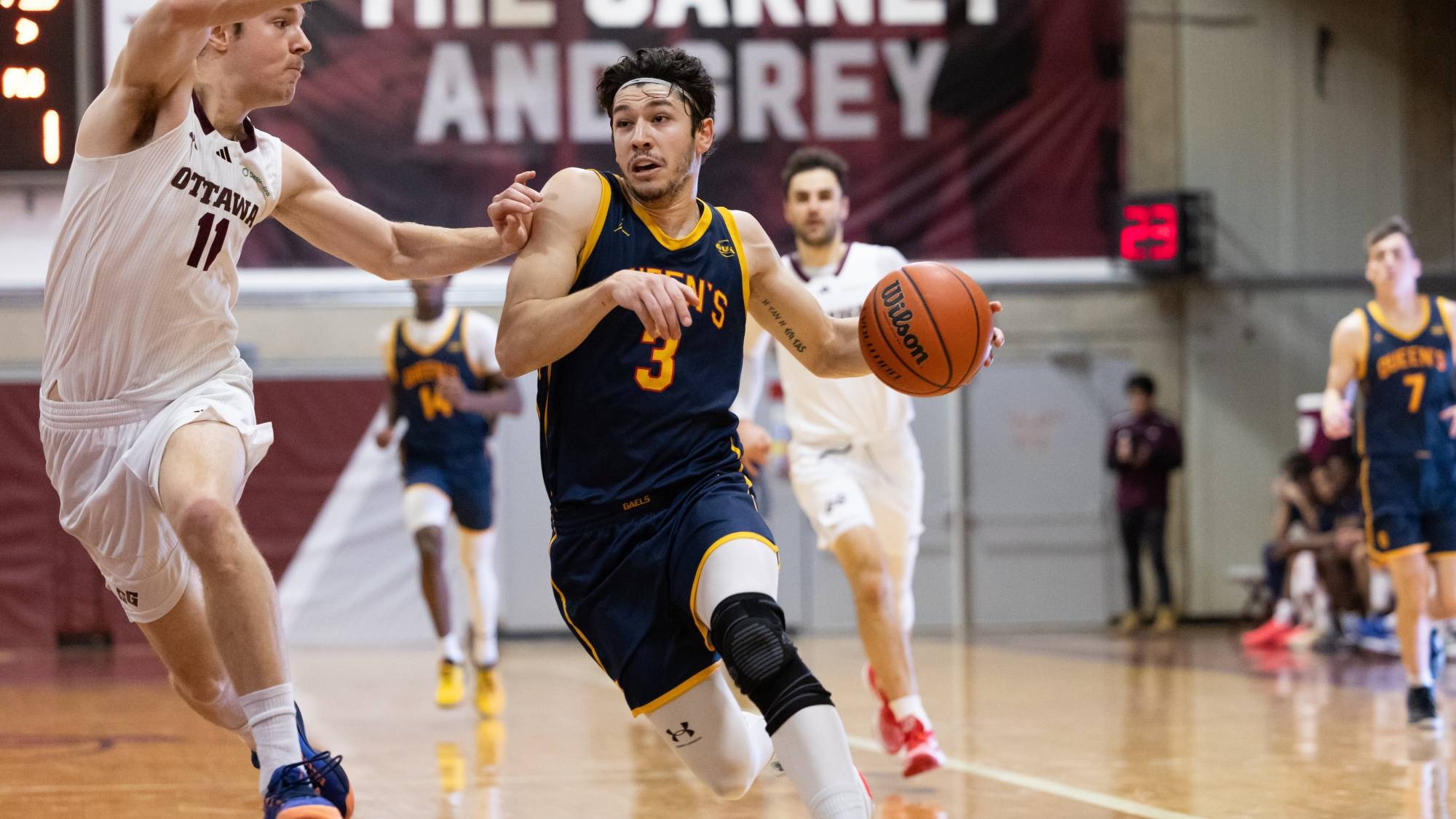 Gaels send Ottawa to first loss of the season in nail-biter - Queen's ...