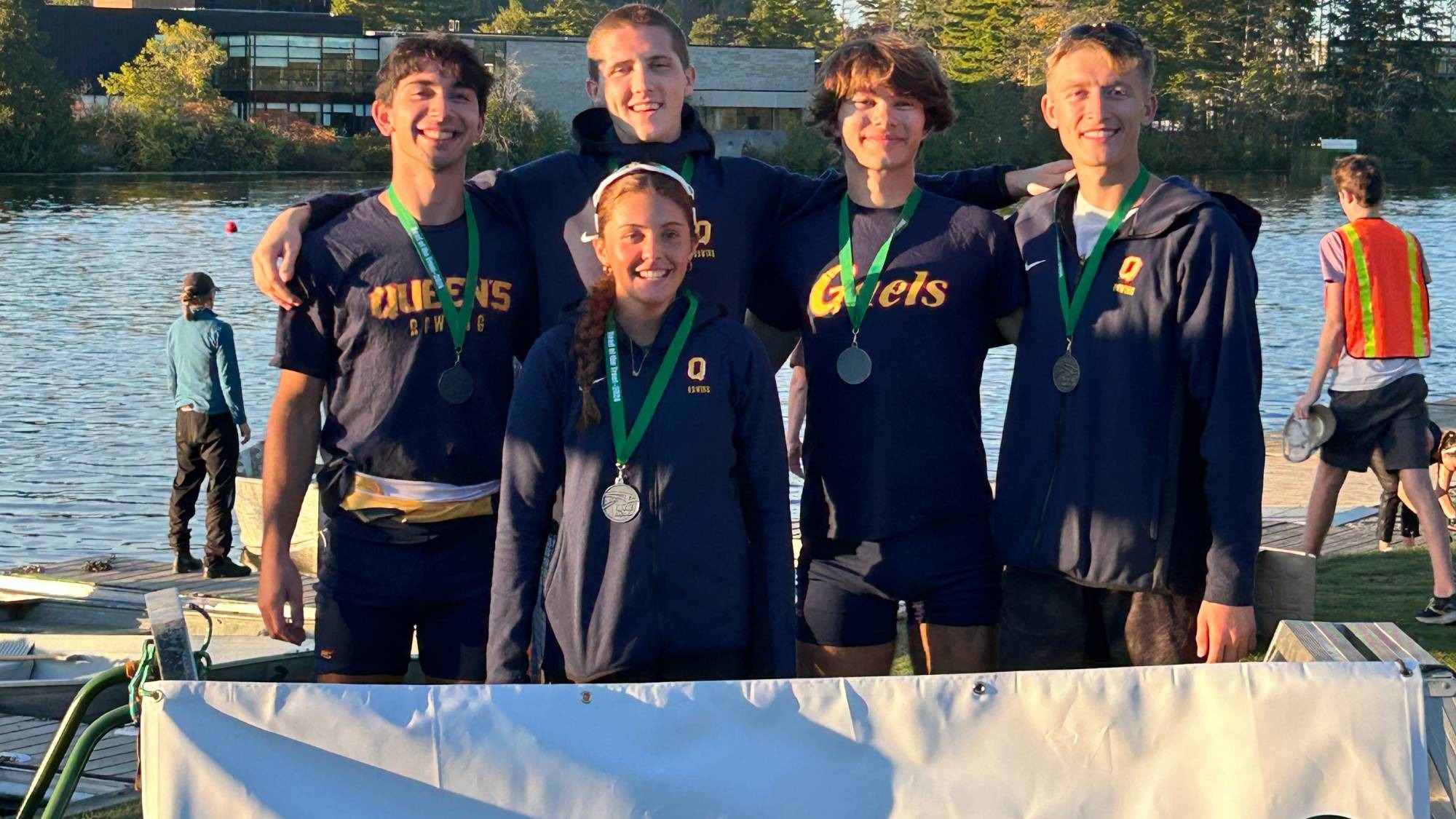 Queen's Rowing capture four gold, seven silver, and one bronze at Brock ...