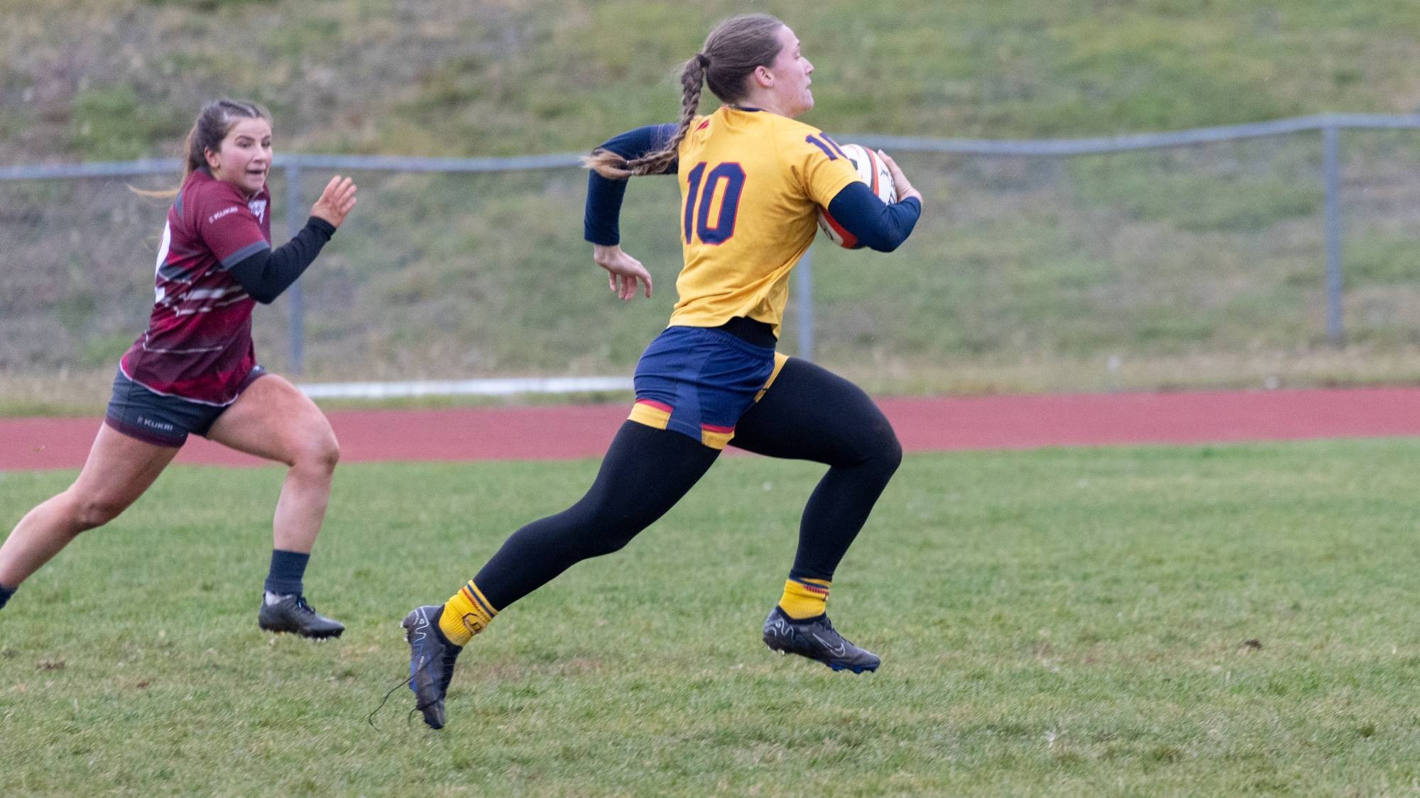 Queen's Women's Rugby defeat McMaster to extend regular season win ...