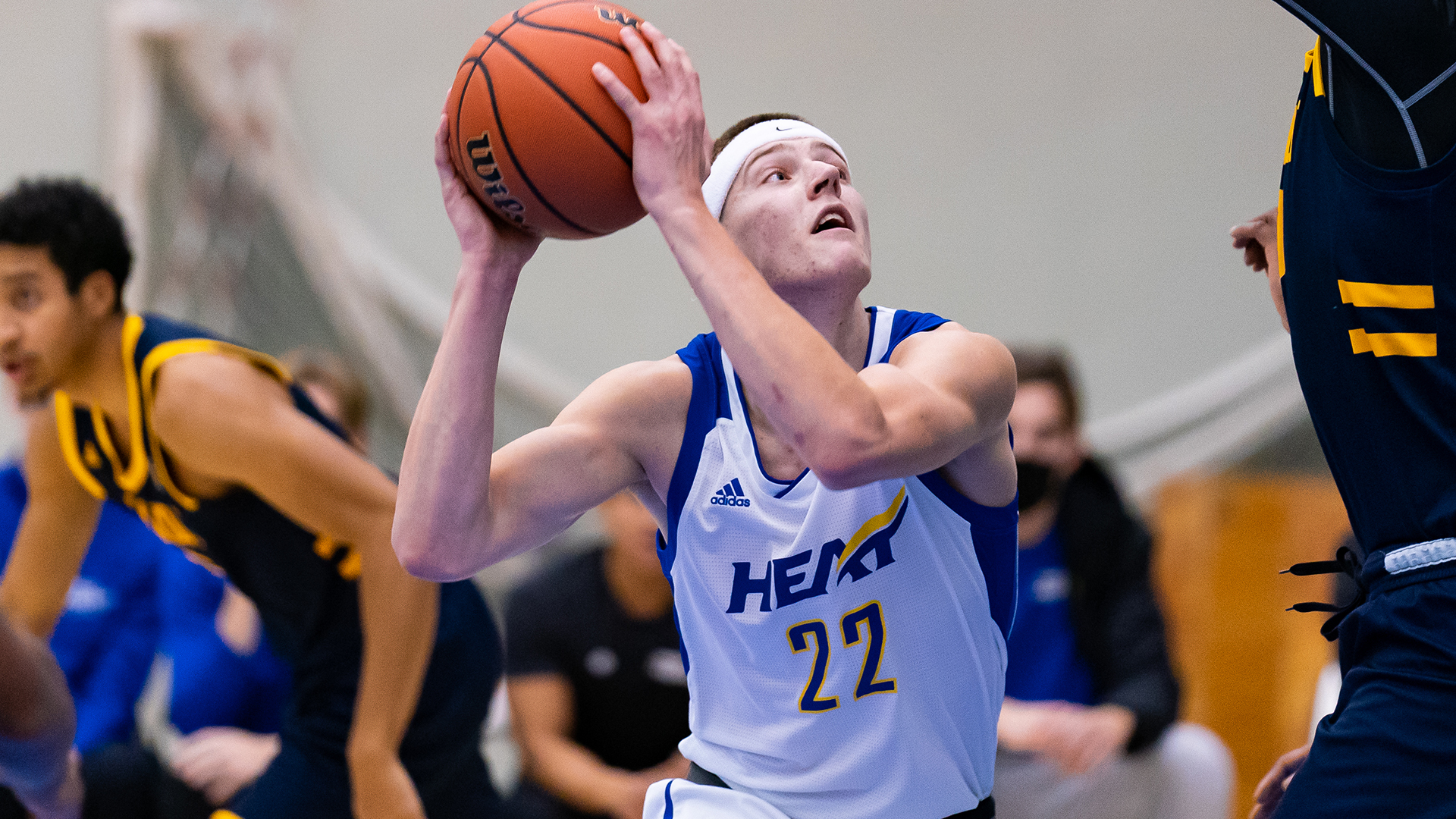 Gus Goerzen - 2022-23 - Men's Basketball - University of British ...