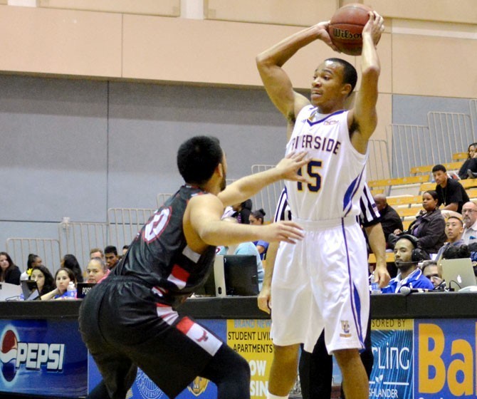 Brian Wright - 2014-15 - Men's Basketball - UC Riverside Athletics