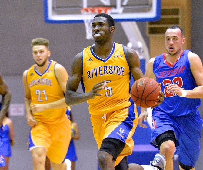 Taylor Johns - 2015-16 - Men's Basketball - UC Riverside Athletics