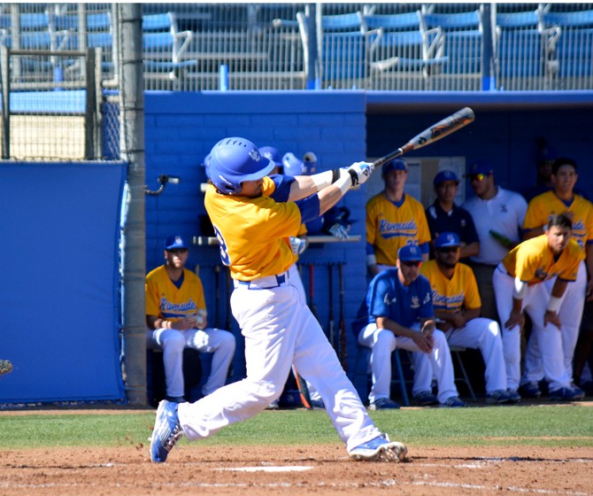 Joe Chavez - 2015 - Baseball - UC Riverside Athletics