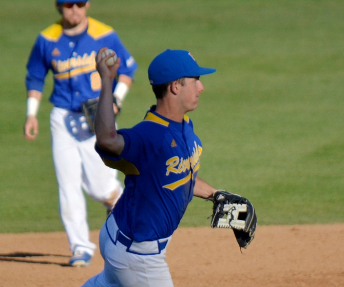 Casey Henderson - 2015 - Baseball - UC Riverside Athletics