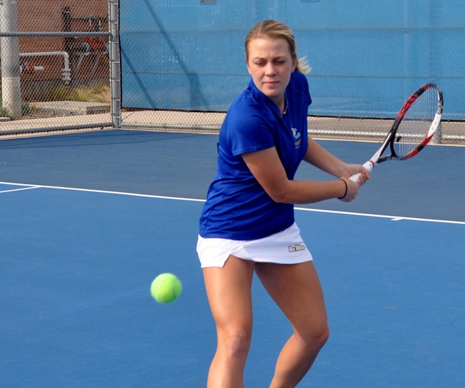 Natalie Penner - 2017-18 - Women's Tennis - UC Riverside Athletics