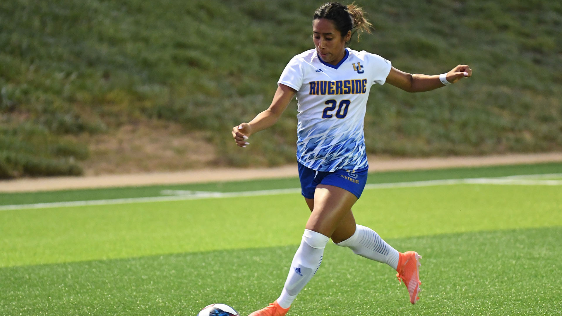 Women's Soccer Set to Reload for the 2019 Season - UC Riverside Athletics