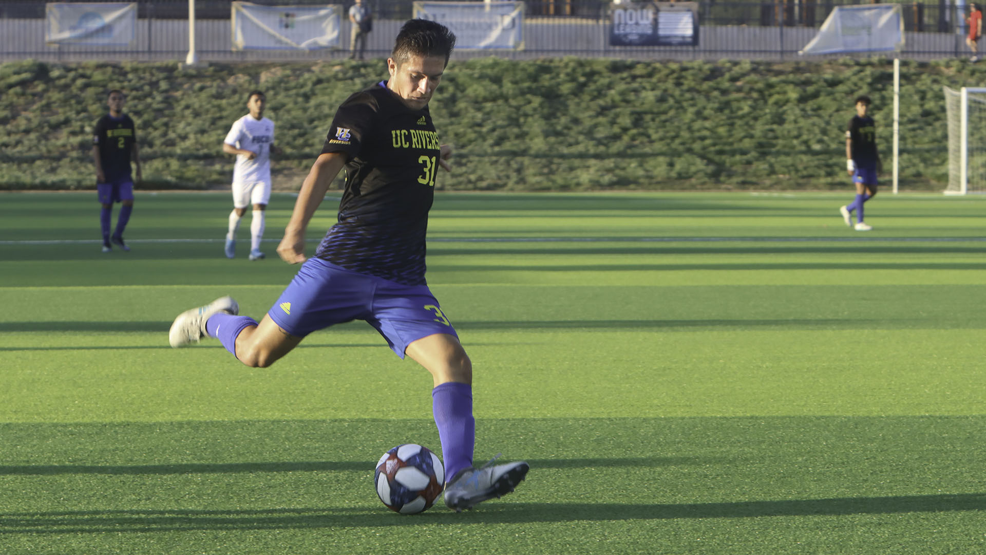 Hugo Magana Jr - 2019 - Men's Soccer - UC Riverside Athletics