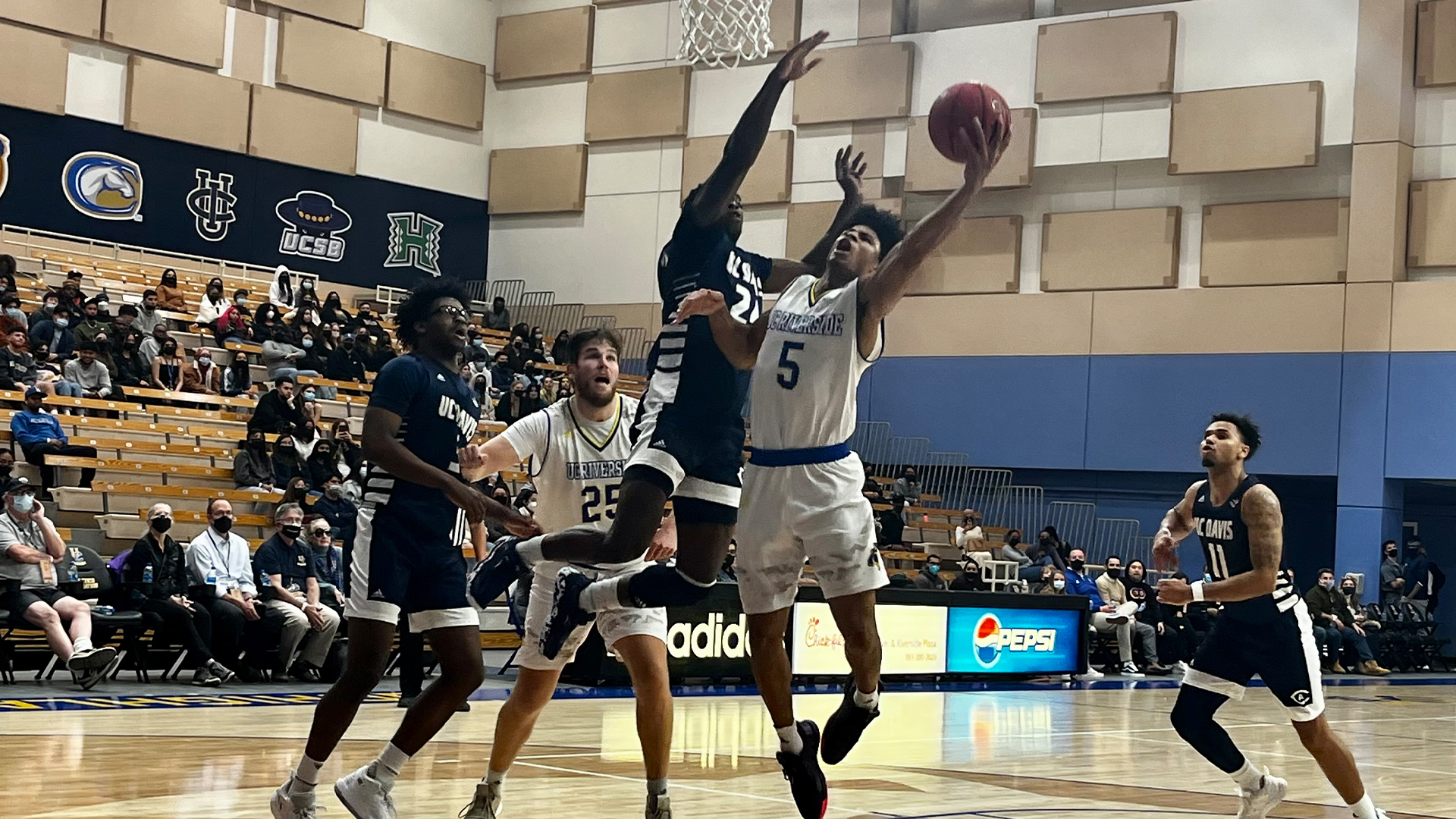 Zyon Pullin - 2022-23 - Men's Basketball - UC Riverside Athletics