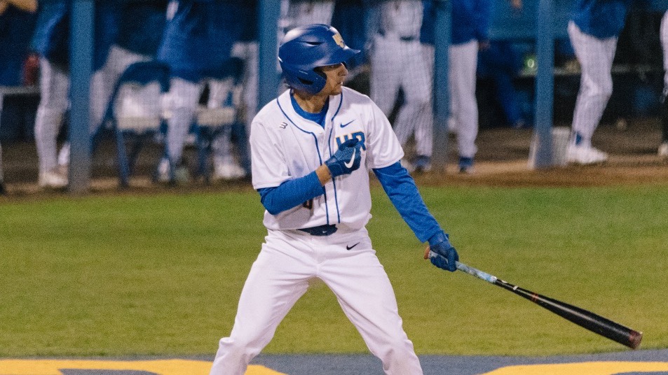 Highlanders Sweep Doubleheader, Pick up Fifth Straight Win - UC ...