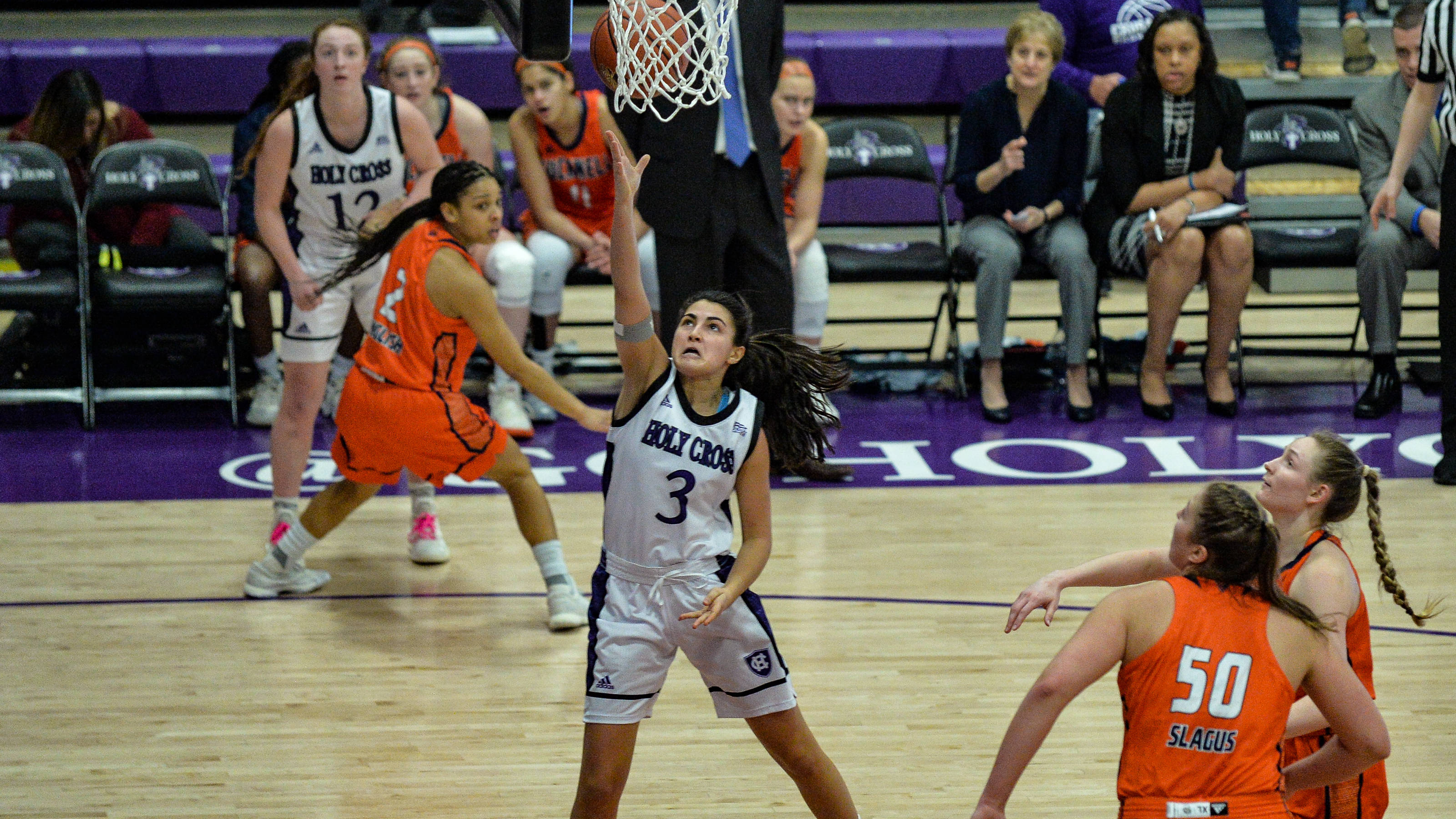 Women's Basketball Earns Road Victory At Colgate - Holy Cross Athletics