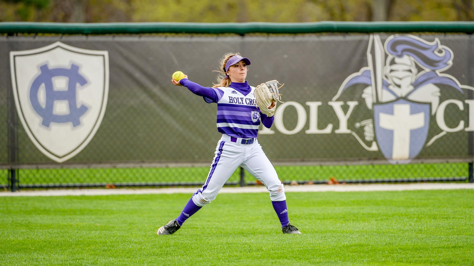 Bailey Chavez - 2022 - Softball - Holy Cross Athletics