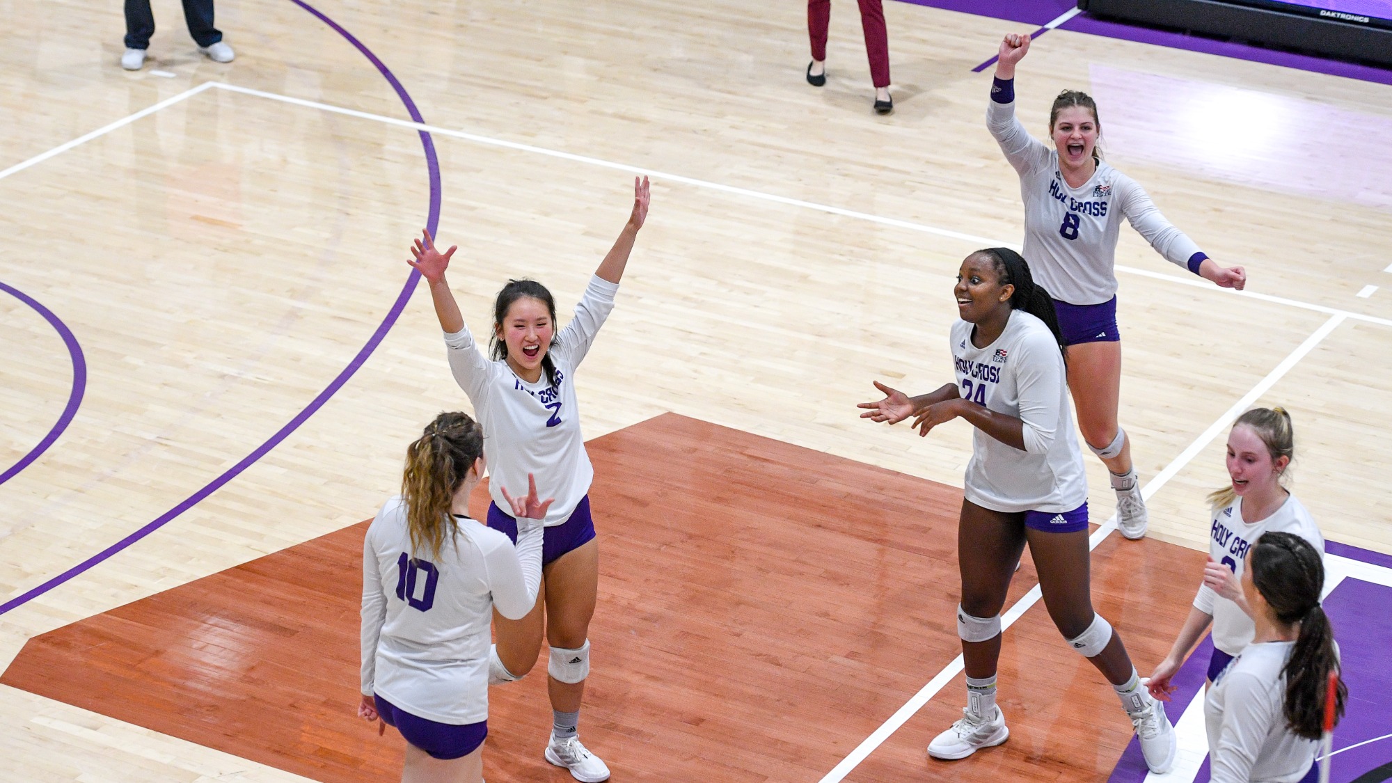 Lucy Cheng - 2022 - Volleyball - Holy Cross Athletics