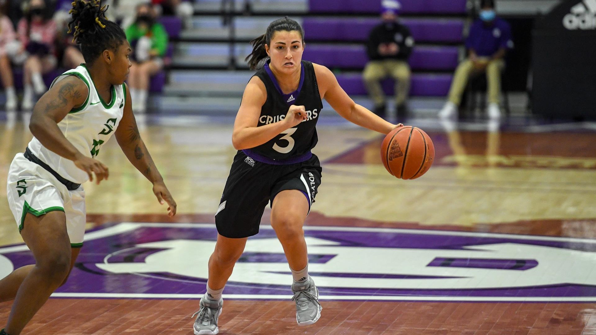 Avery LaBarbera - 2021-22 - Women's Basketball - Holy Cross Athletics