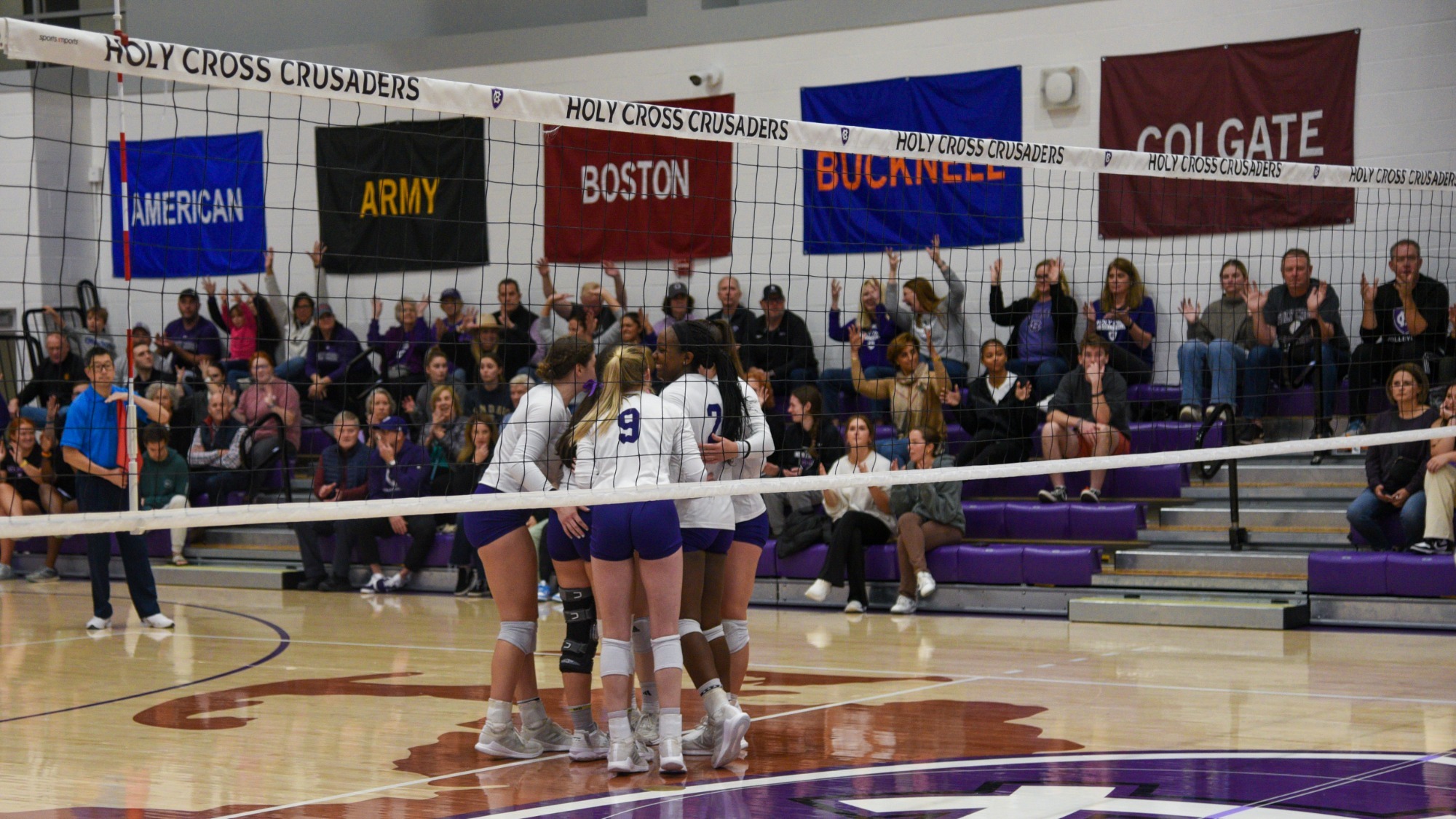 Volleyball victorious on Deaf* Awareness Night - Holy Cross Athletics