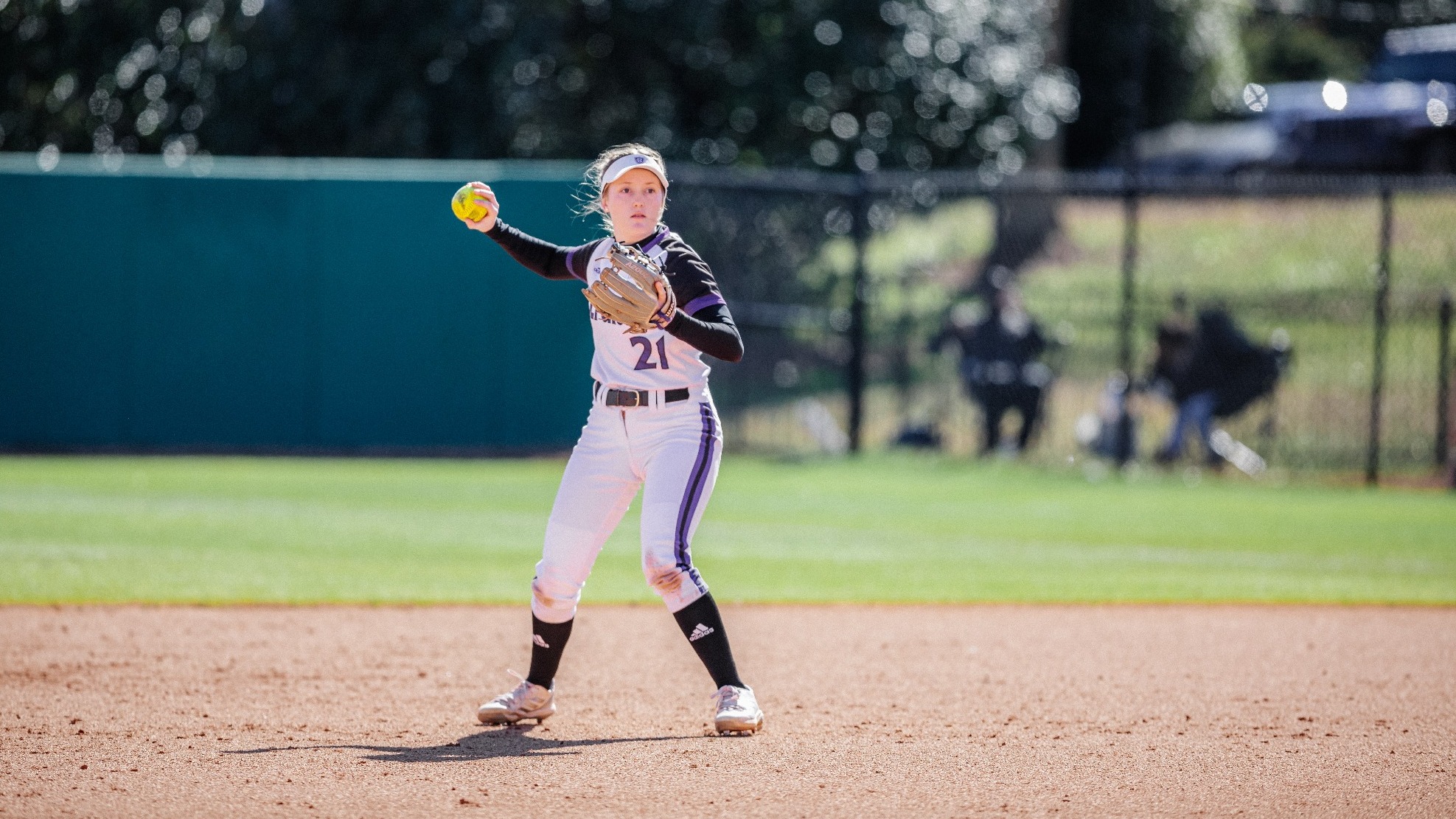 Softball beaten by George Mason on Saturday - Holy Cross Athletics
