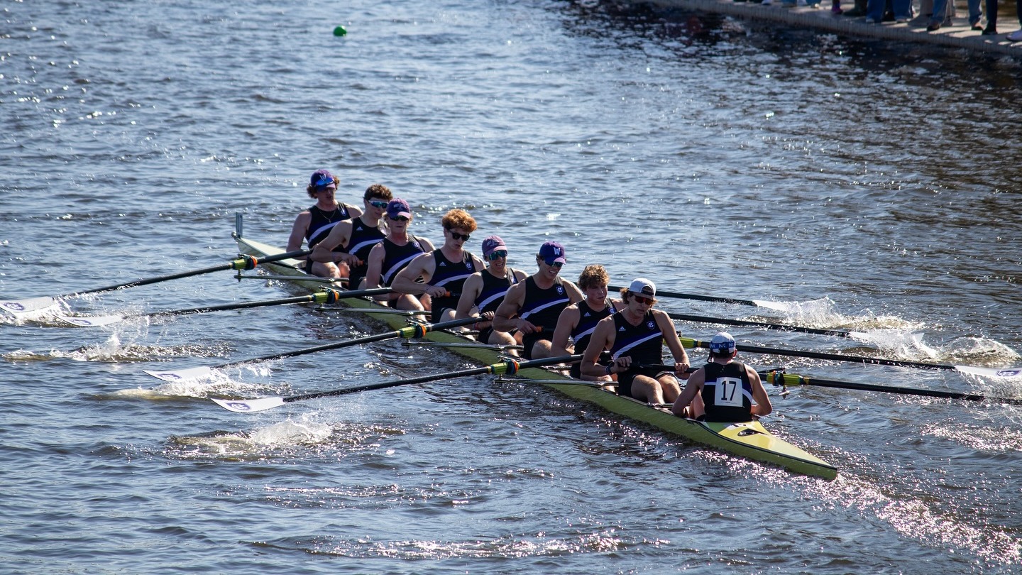 Men’s rowing wins 8+, places second in 4+ at Snake Regatta - Holy Cross ...