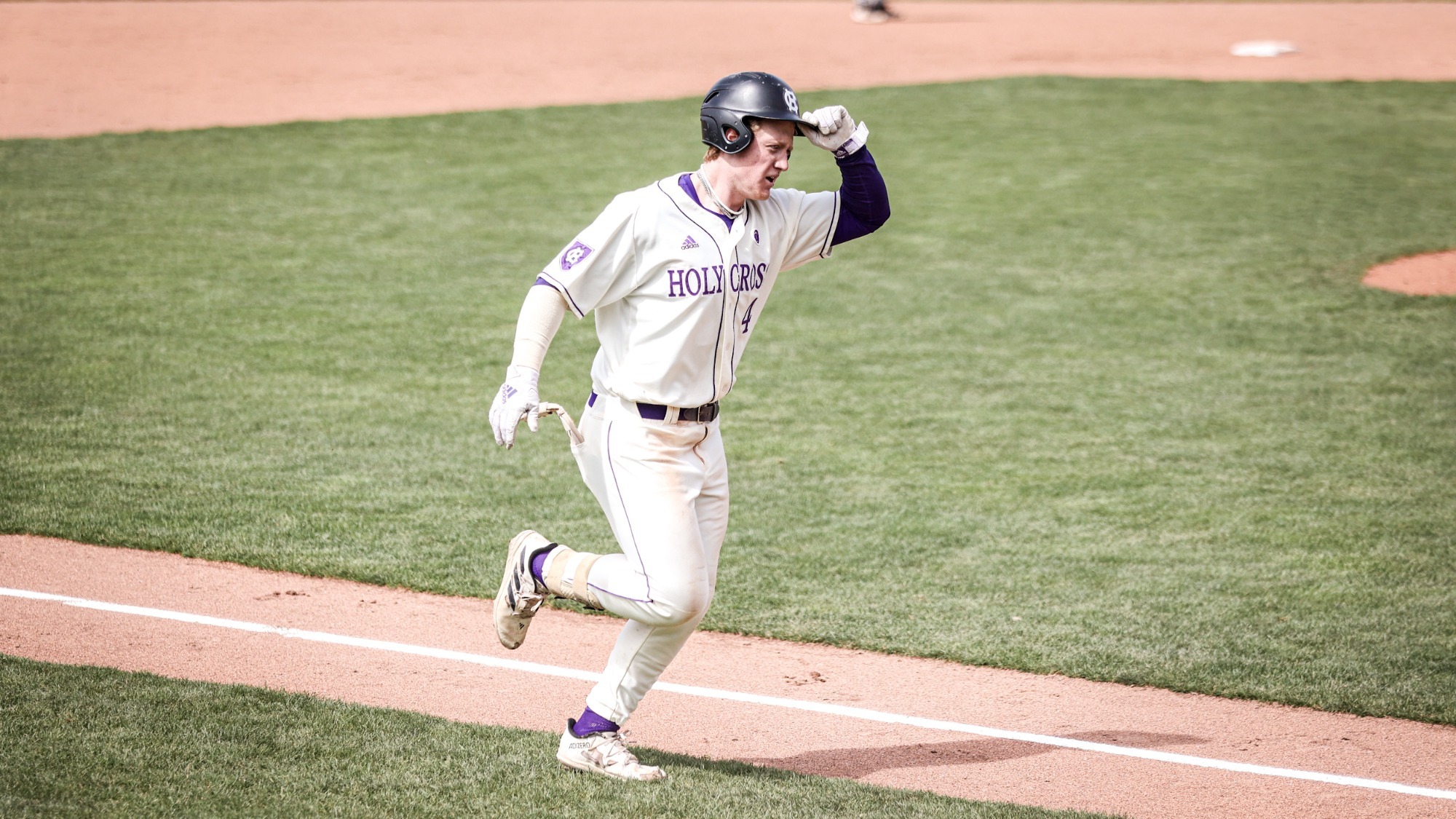 Baseball sweeps through Navy on Saturday to remain undefeated at home ...