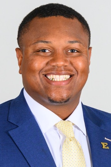 Bo Alexander - Defensive Line Coach - Football Coaches - Holy Cross Athletics