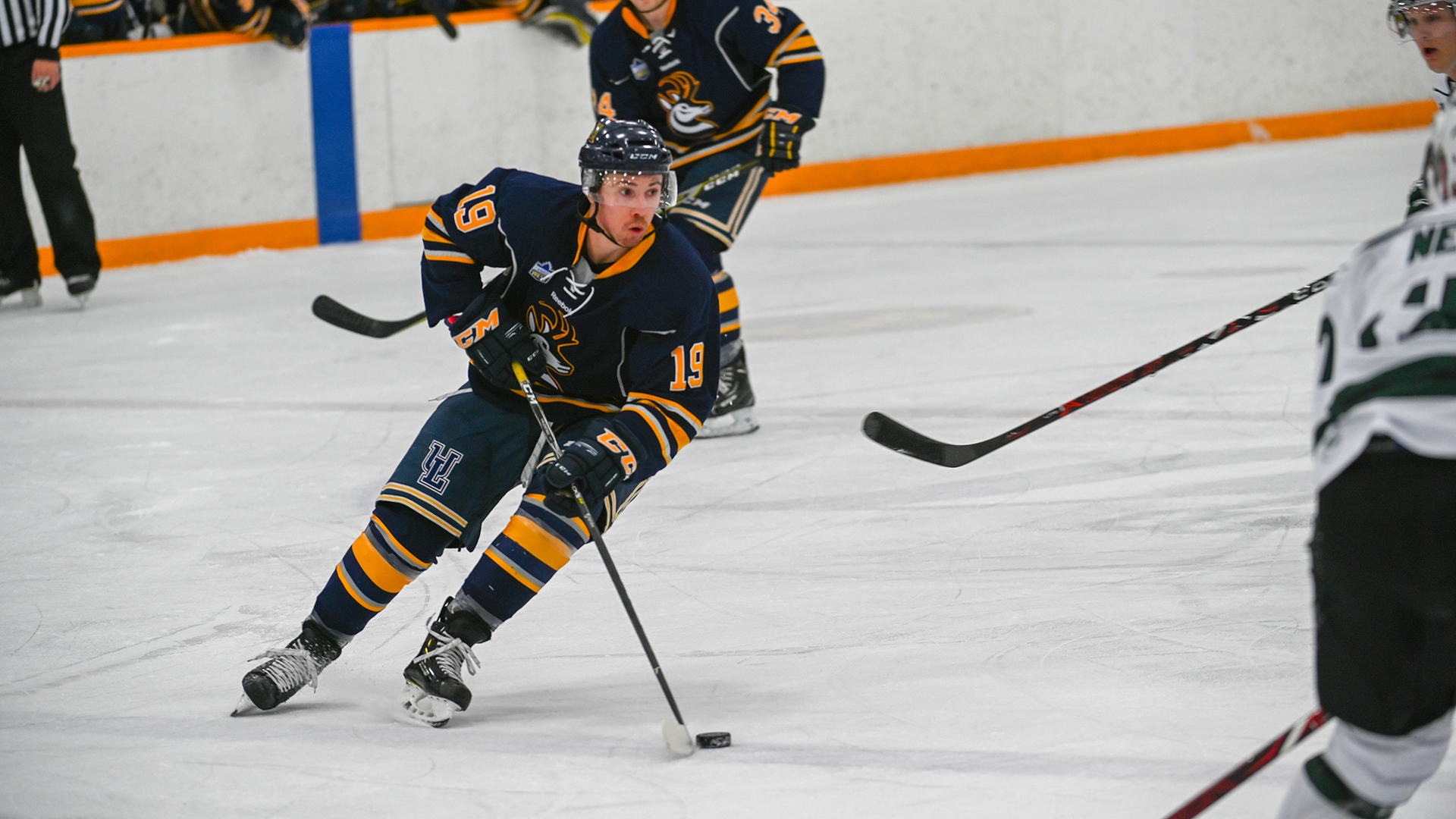 Justin Valentino - 2018-19 - Men's Hockey - University of Lethbridge ...