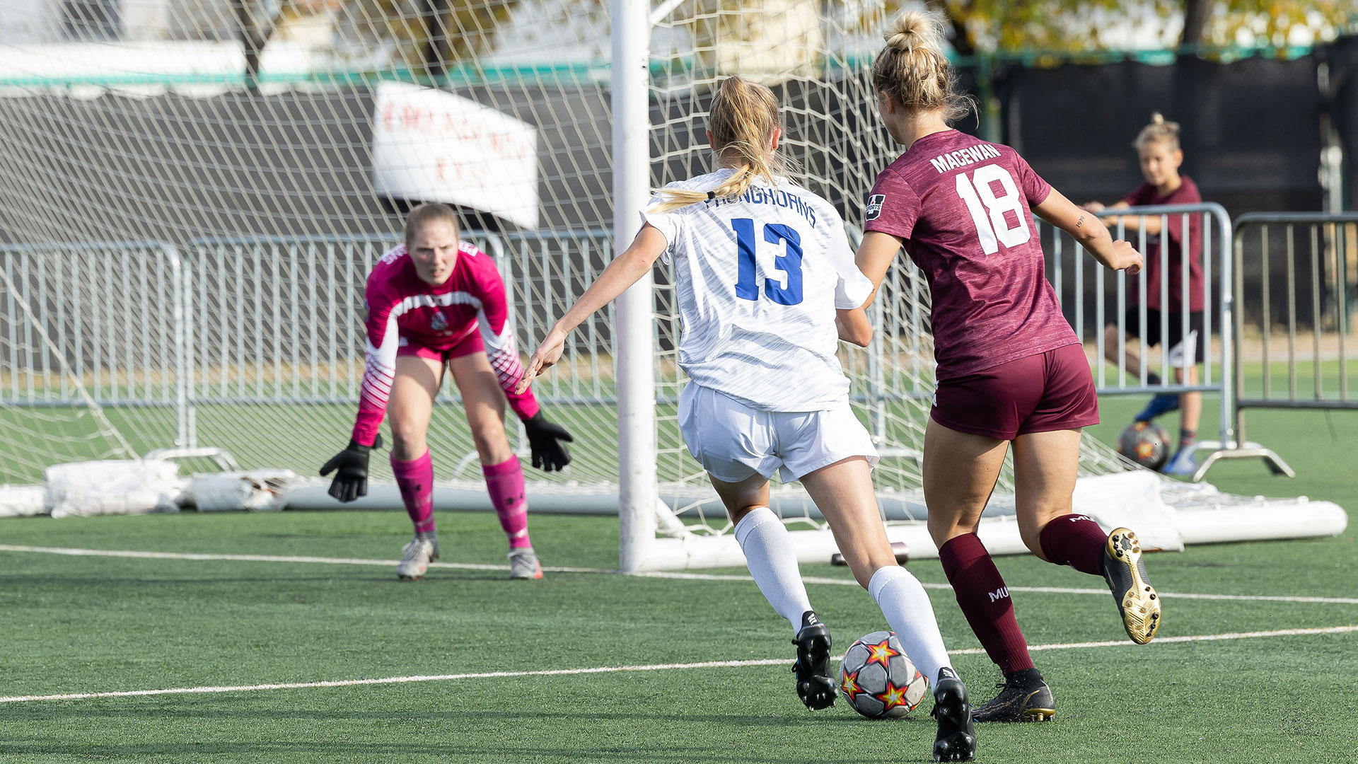 Pronghorns no match for defending U SPORTS Champion - University of ...