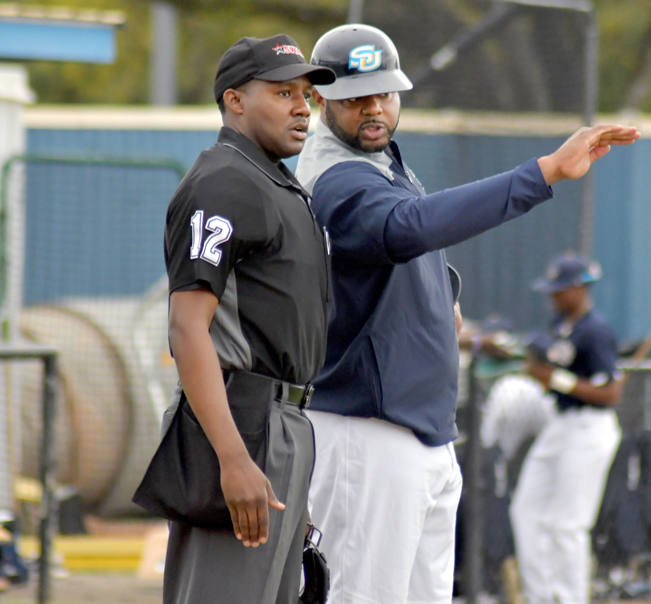 Baseball survives wild finish to best TSU 8-7 - Southern University