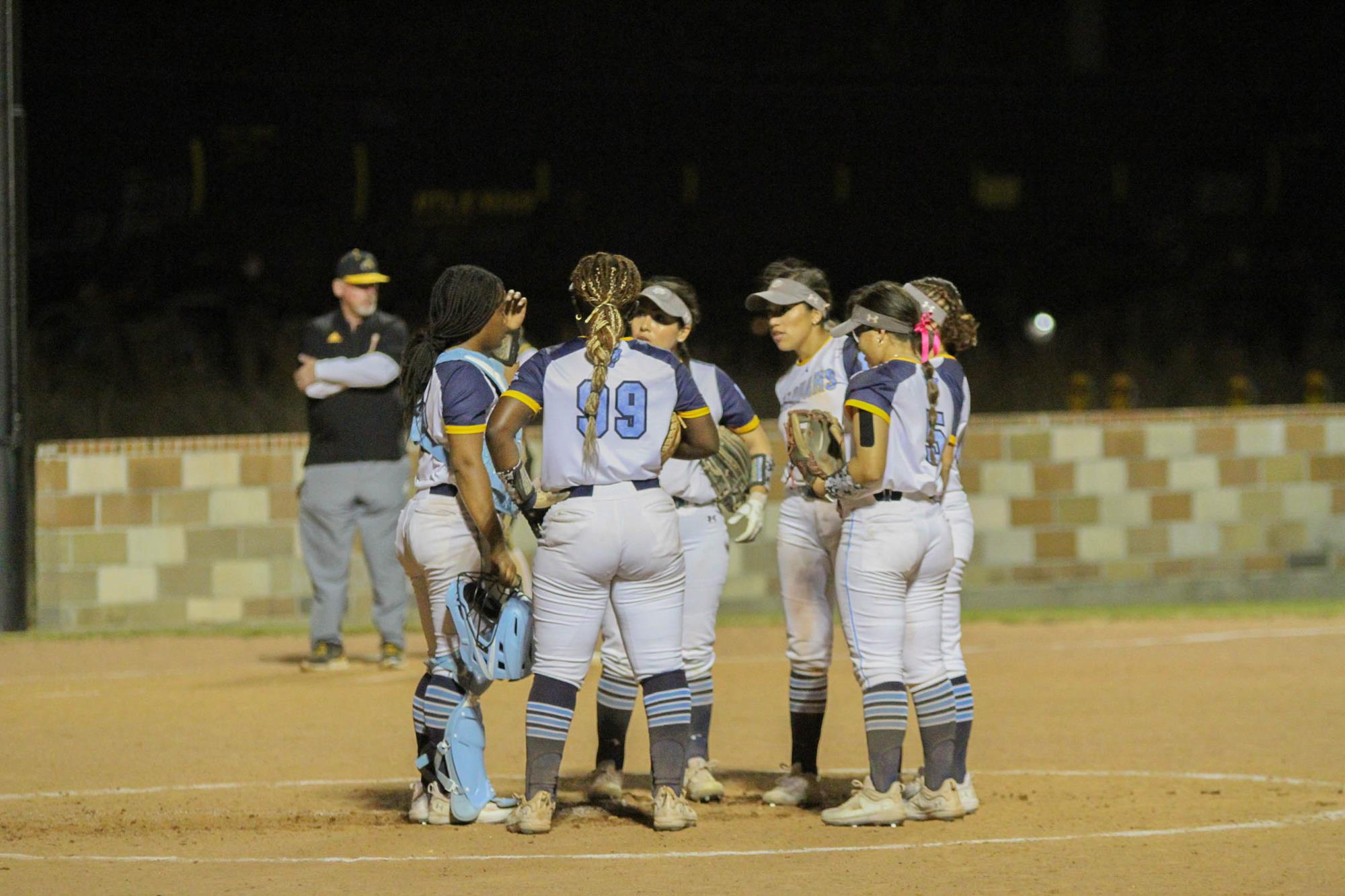 Lady Jaguars Softball Go 1-1 on Day One of JSU Tournament - Southern ...