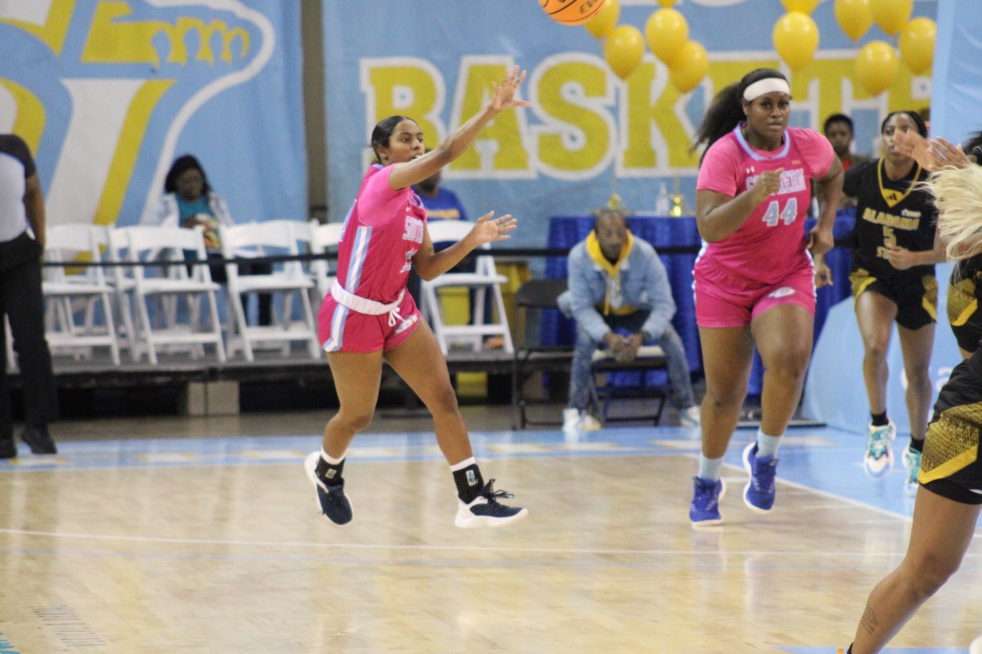 Raven White - 2023-24 - Women's Basketball - Southern University