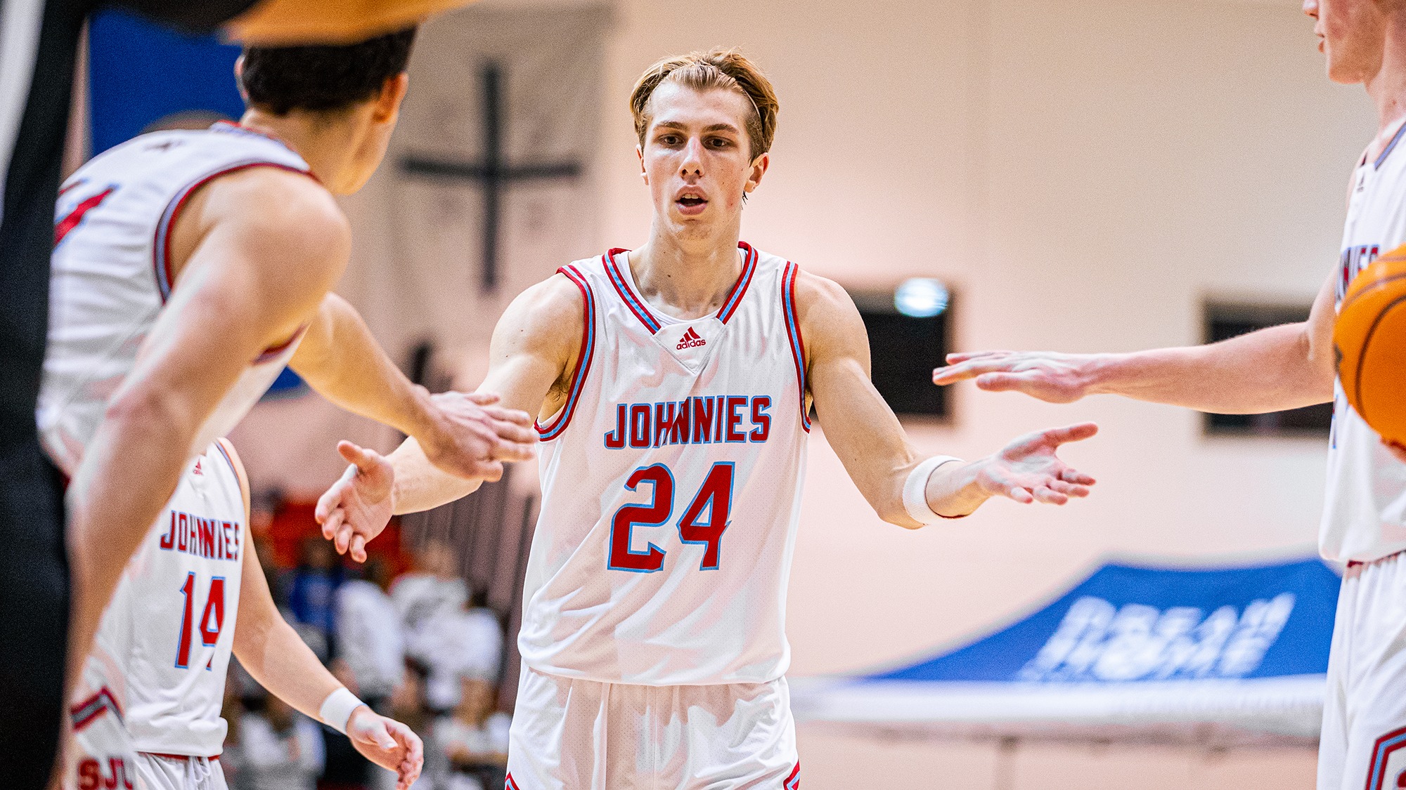 SJU Wallops Saint Mary’s, Clinches MIAC-Playoff Bid - Saint John's ...