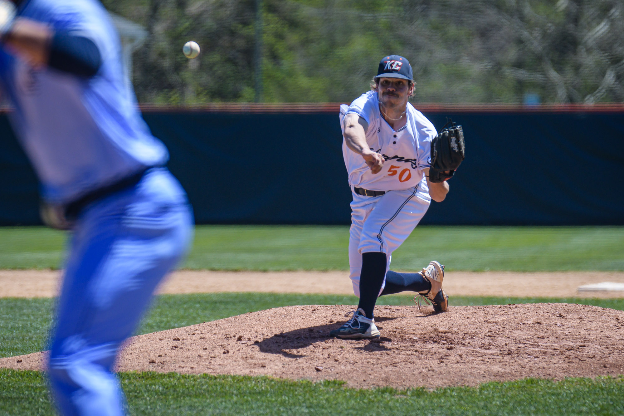 Giants' Sunday-Split Sets Up Rubber Match With Eagles - Keystone College Athletics