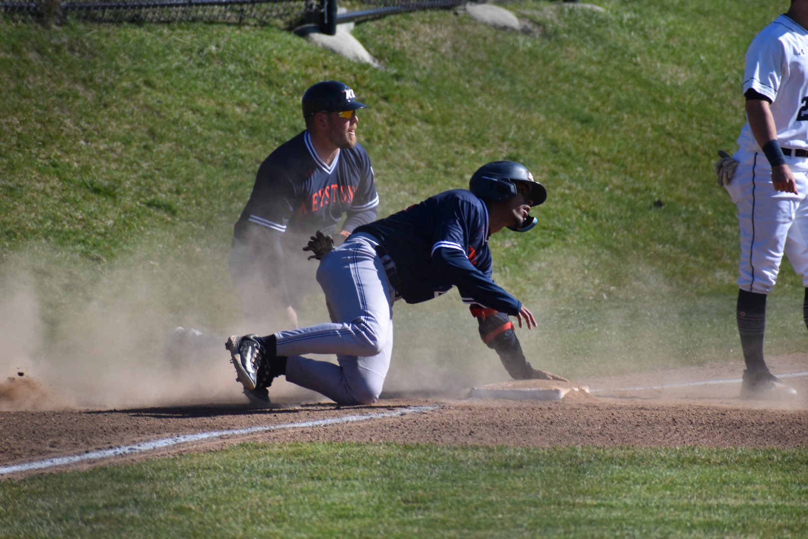 Baseball Enjoys 13-9 Win at Moravian - Keystone College Athletics