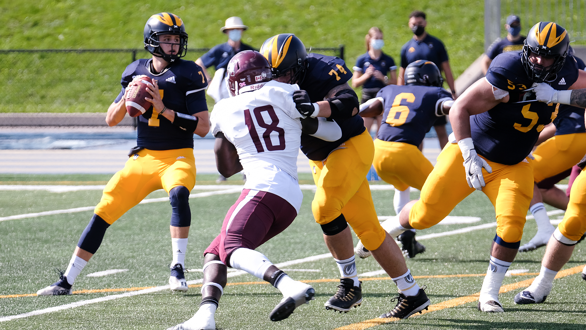 Sam Girard - Football - Windsor Lancers