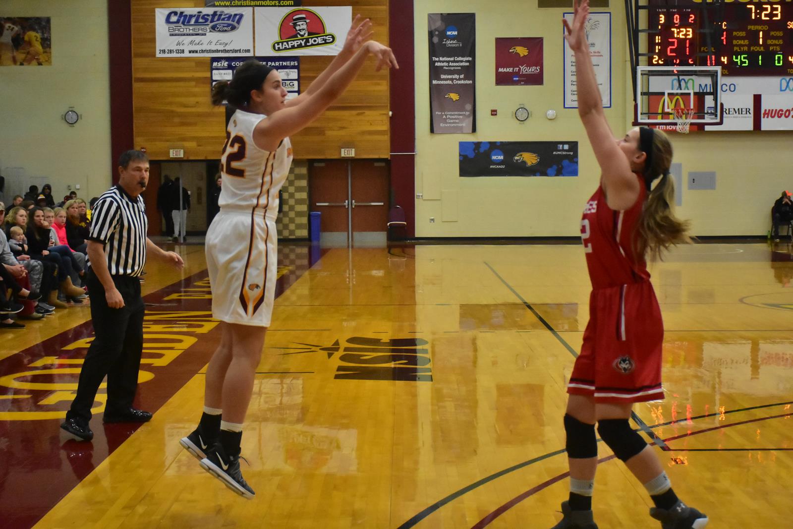 Emily Gruber - 2017-18 - Women's Basketball - University of Minnesota ...