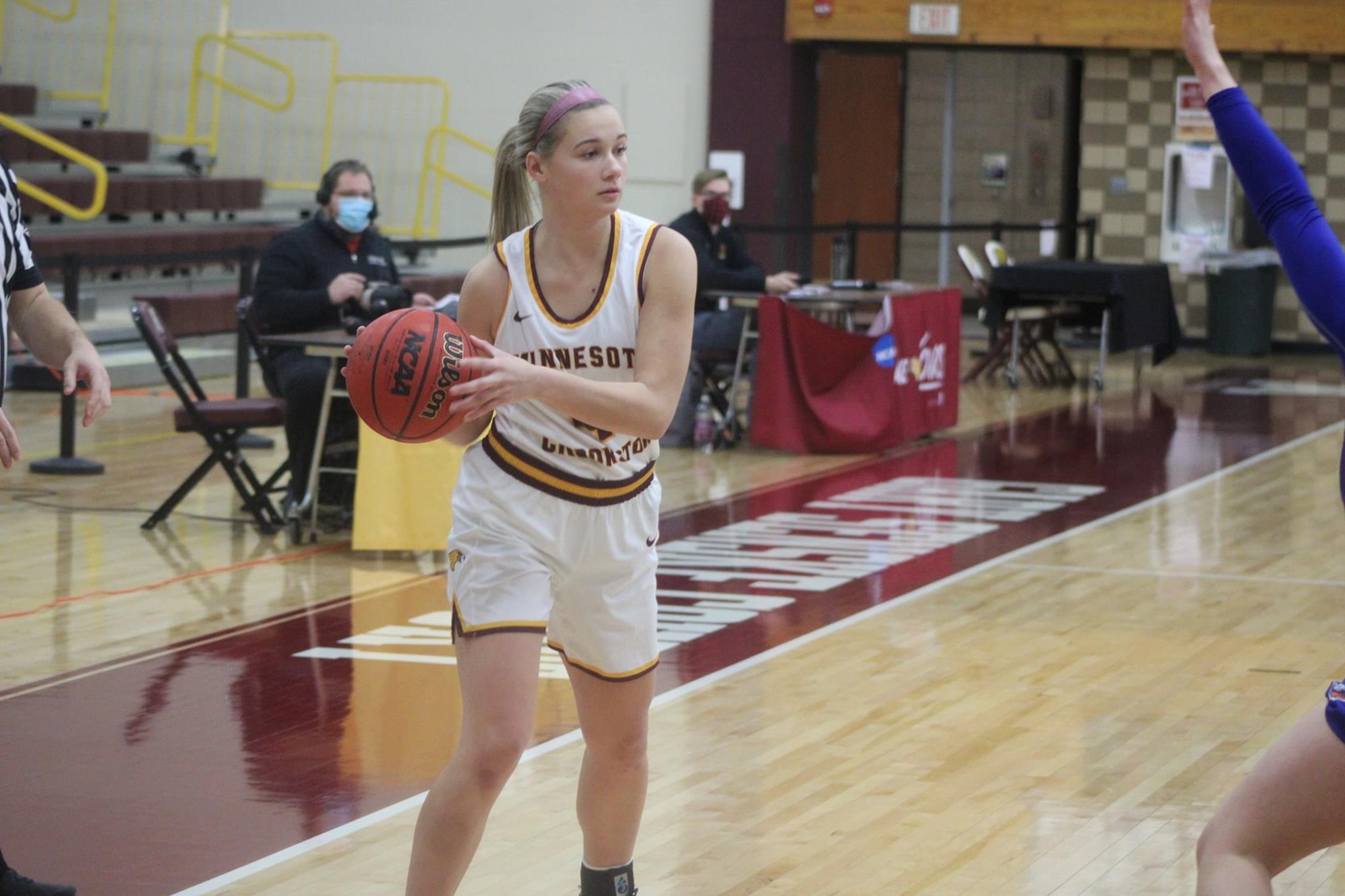 Emma Carpenter - 2021 - Women's Basketball - University of Minnesota ...