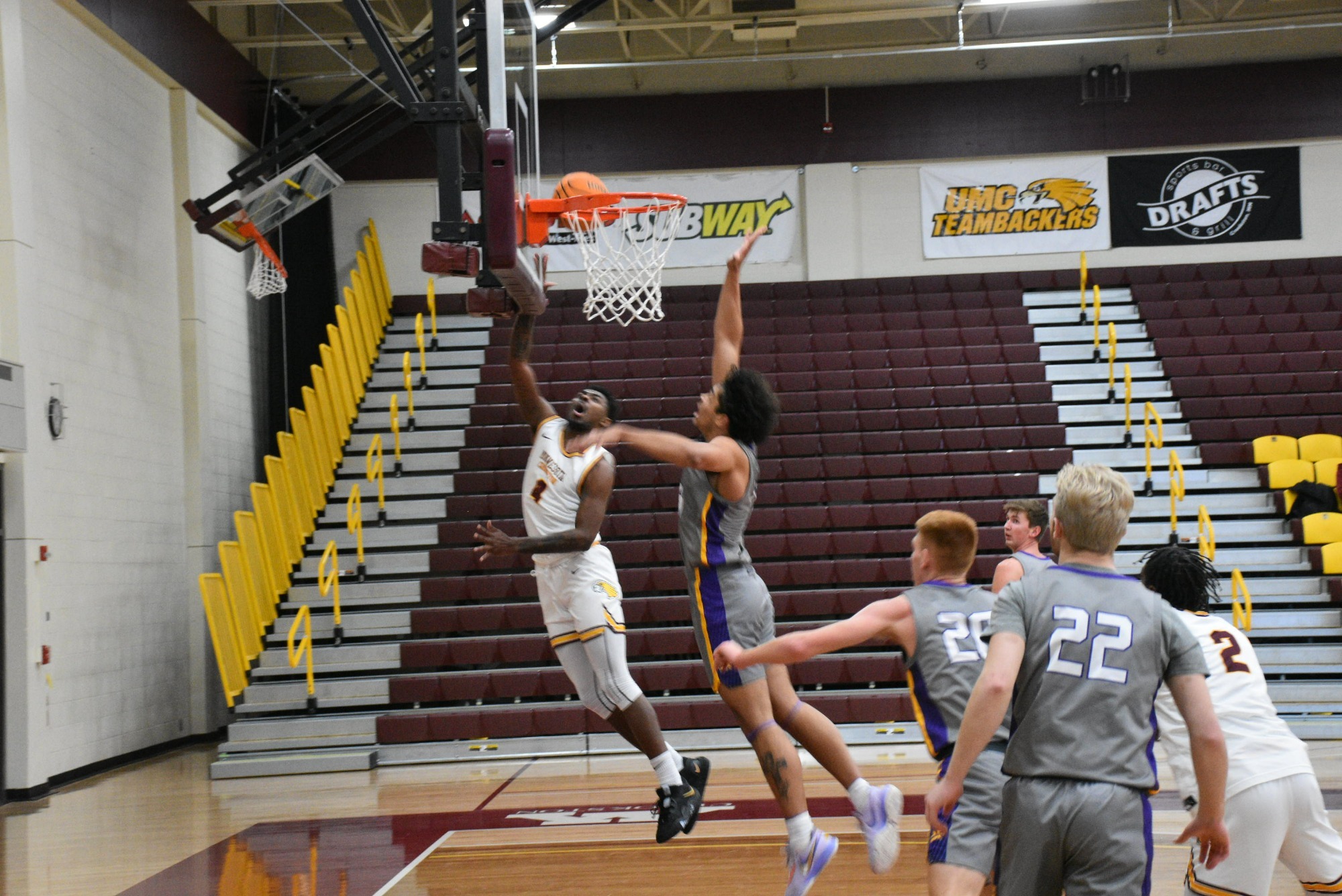 Xzavier Jones - 2024 - Men's Basketball - University of Minnesota ...